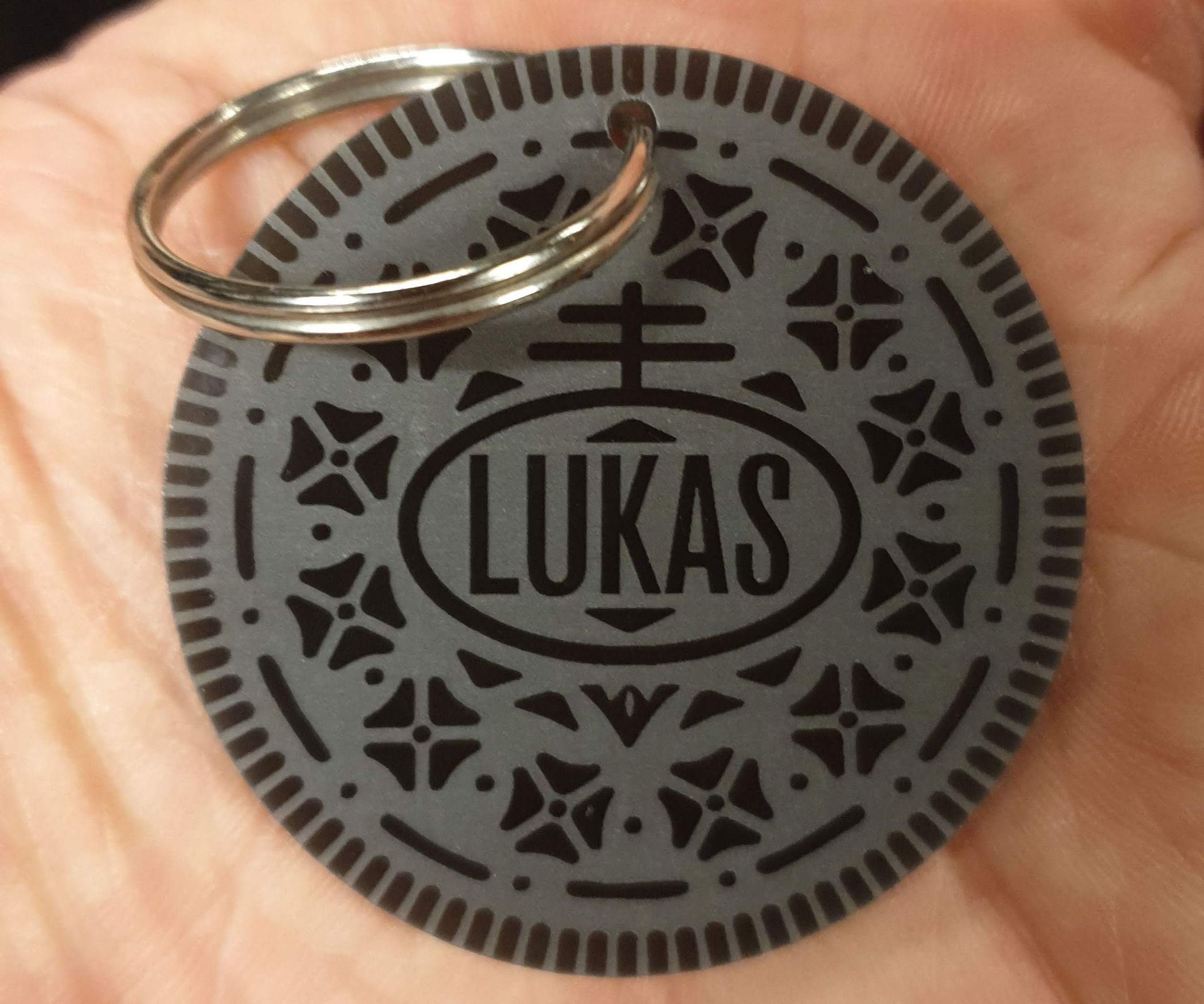 Plexi Oreo Keychain - Instructables