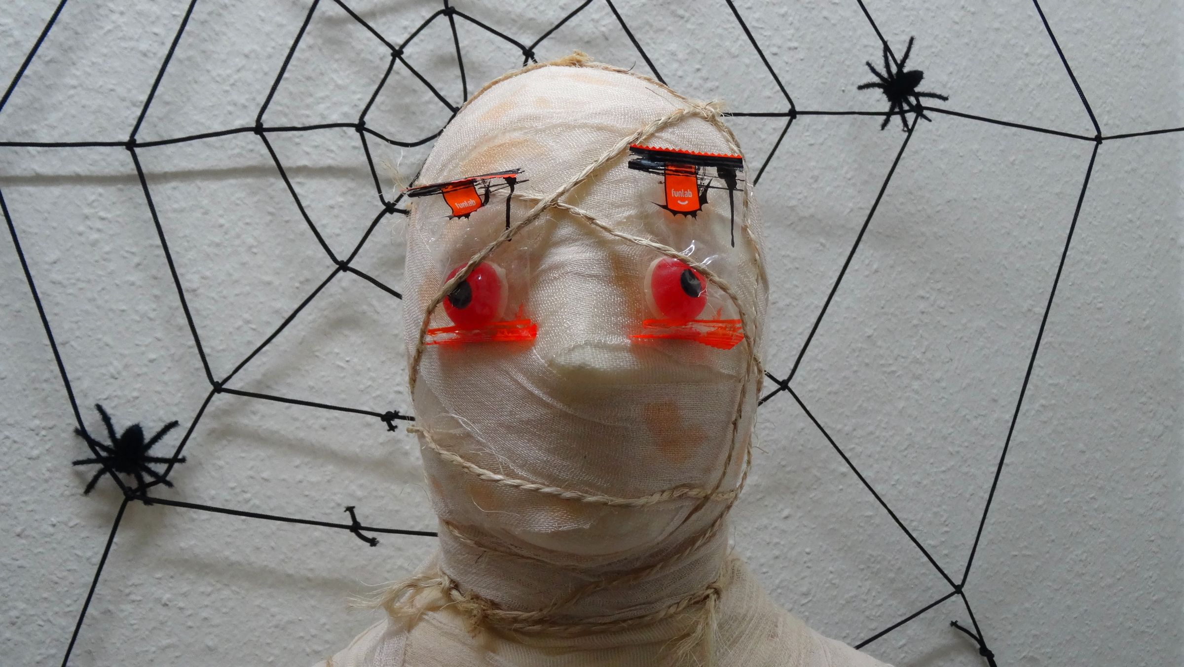 DIY Partable & Portable Mummy : 7 Steps (with Pictures) - Instructables