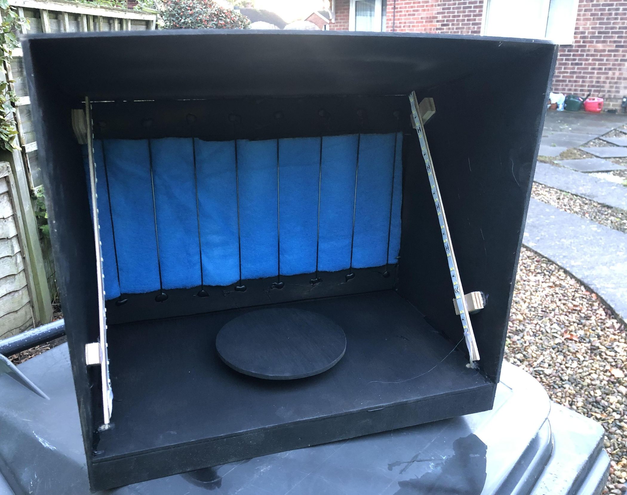 Rattle Spray Can Micro Spray Booth With Turntable : 5 Steps (with ...