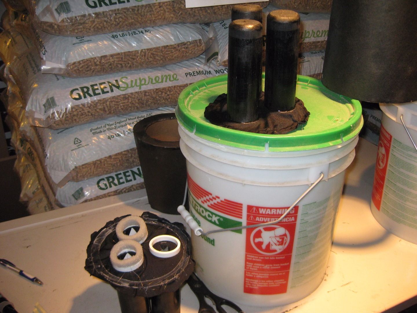 Bender - Costume : 16 Steps (with Pictures) - Instructables