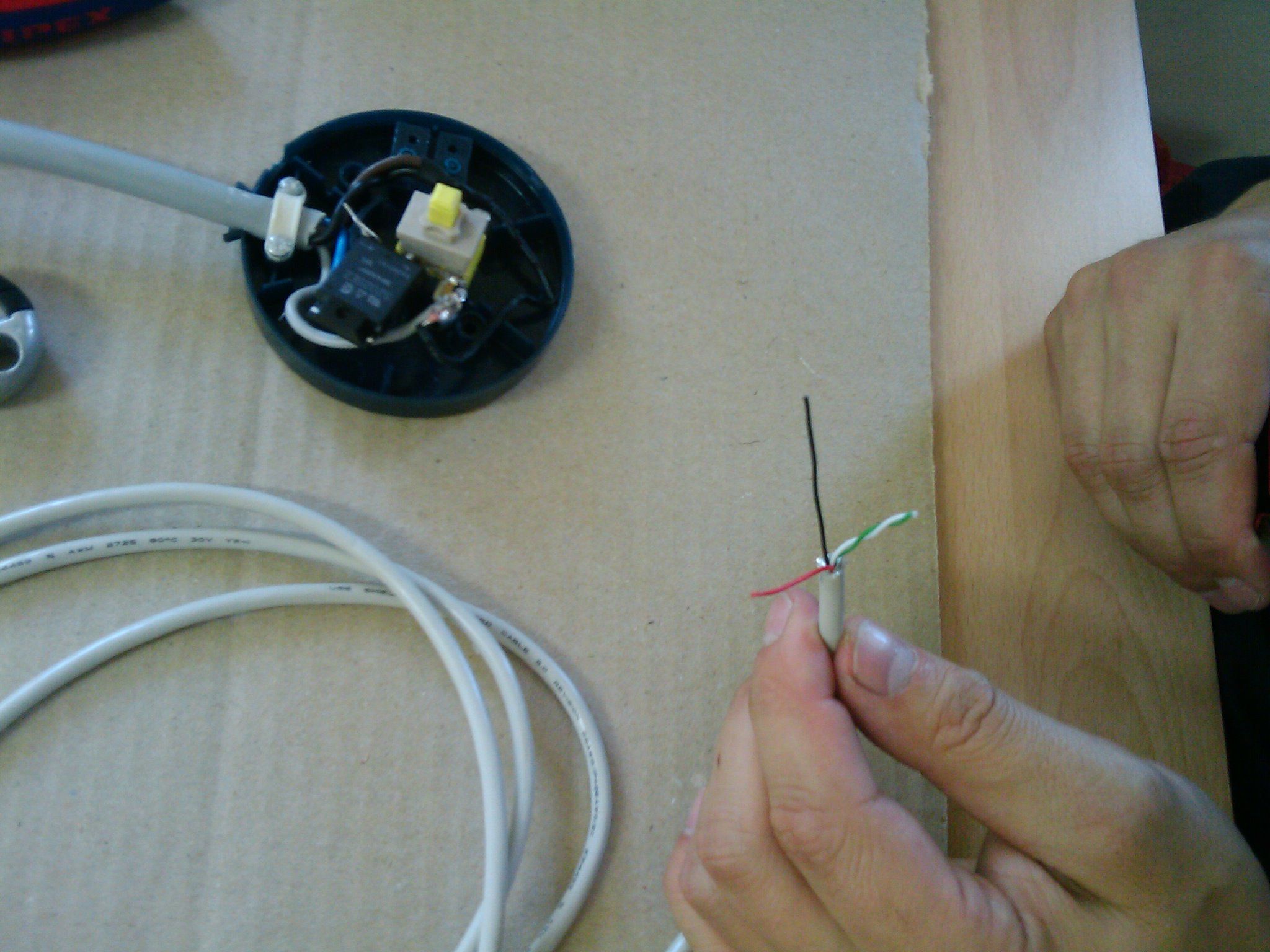 Smart Master/Slave Power Strip for Your PC [mod] (self Shutdown But ...
