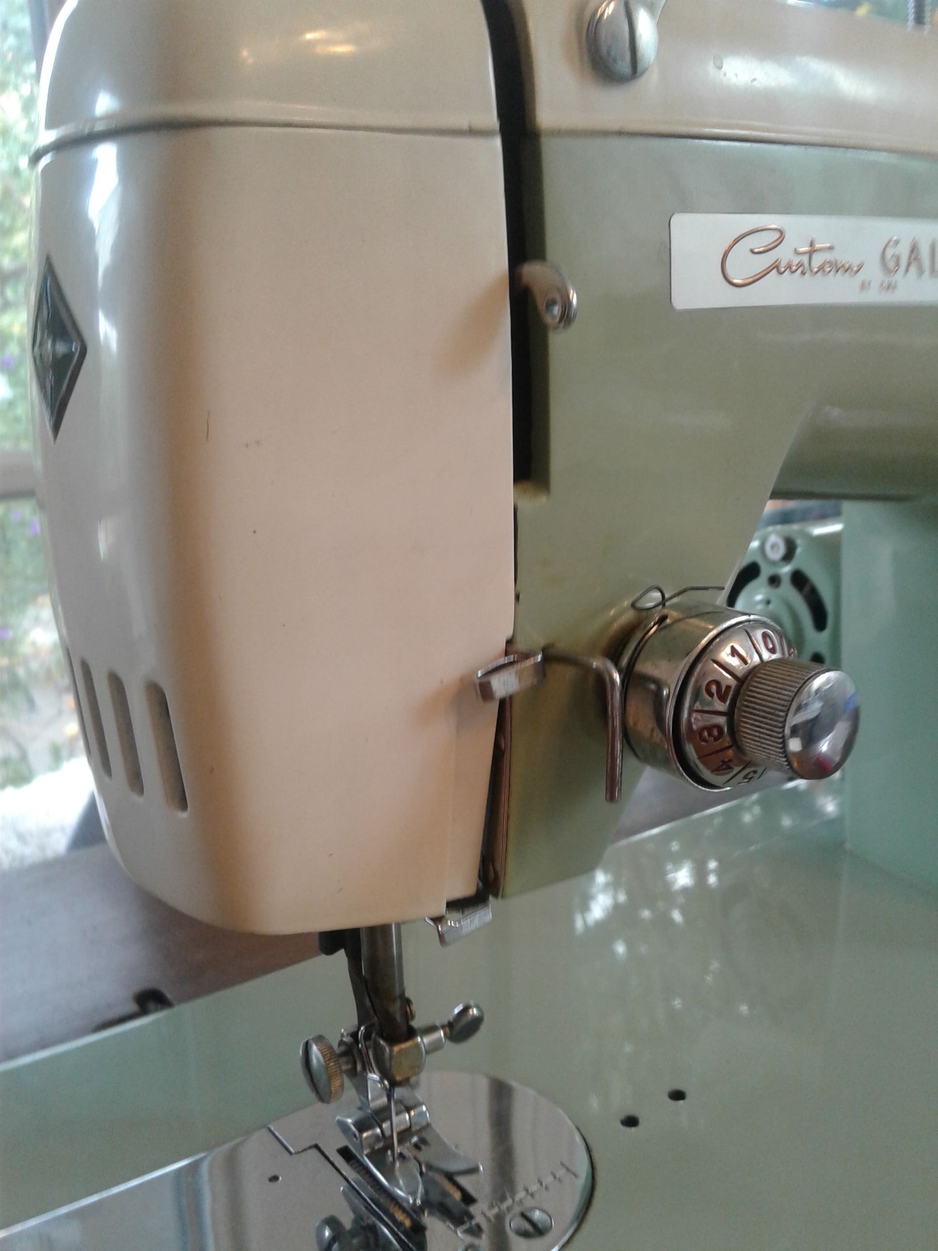 Sewing Machine Upper Tension Regulator Overhaul : 5 Steps - Instructables