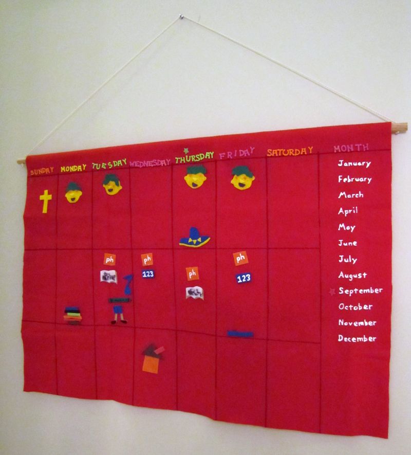 Visual Felt Calendar : 6 Steps - Instructables