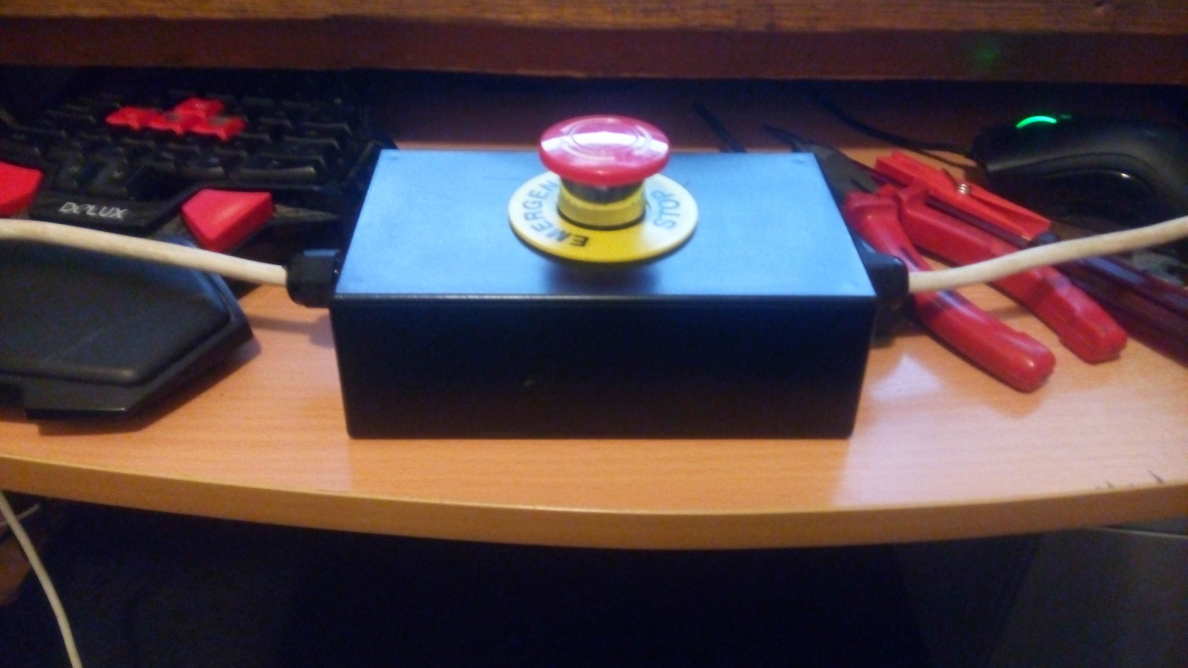 Emergency Stop Button : 10 Steps (with Pictures) - Instructables