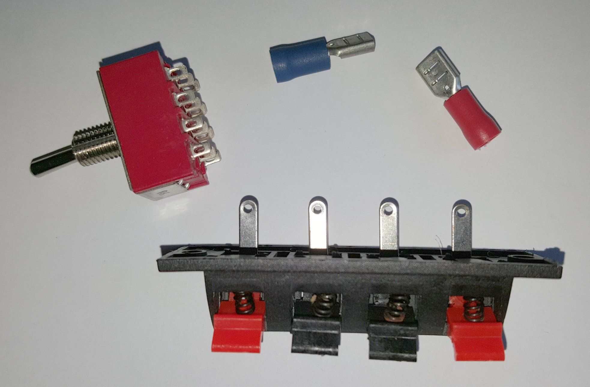 Two Way Speaker Switch : 3 Steps (with Pictures) - Instructables