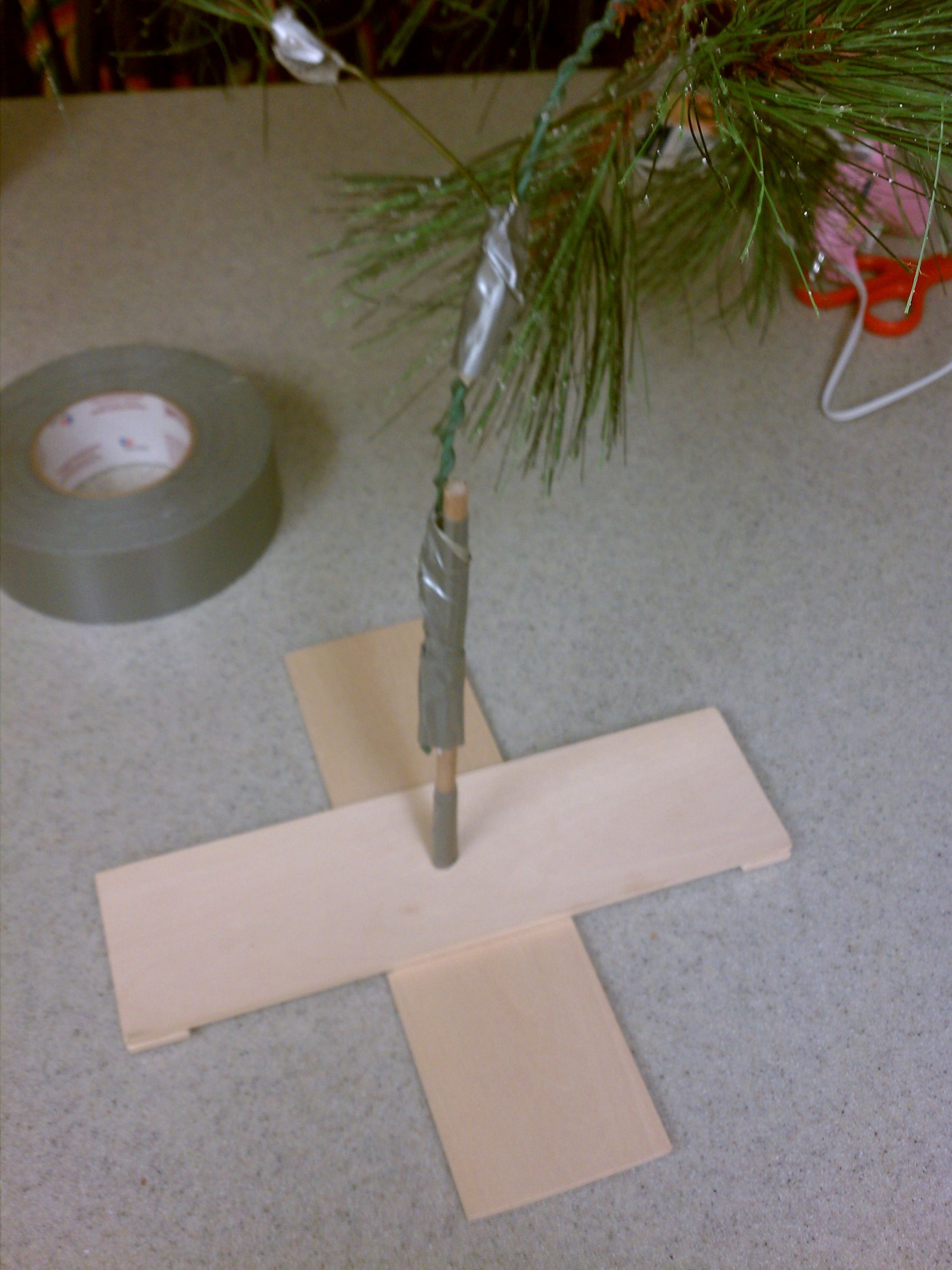 Charlie Brown's Christmas Tree : 4 Steps (with Pictures) - Instructables
