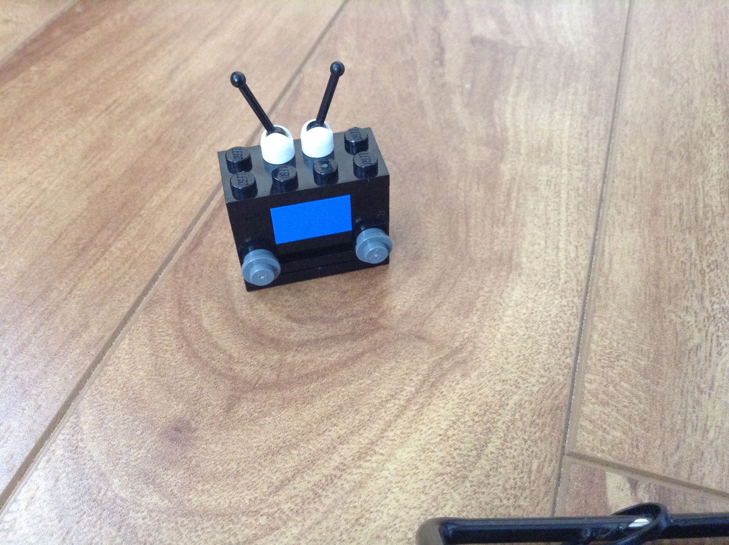 How to Make a Retro Lego Tv - Instructables