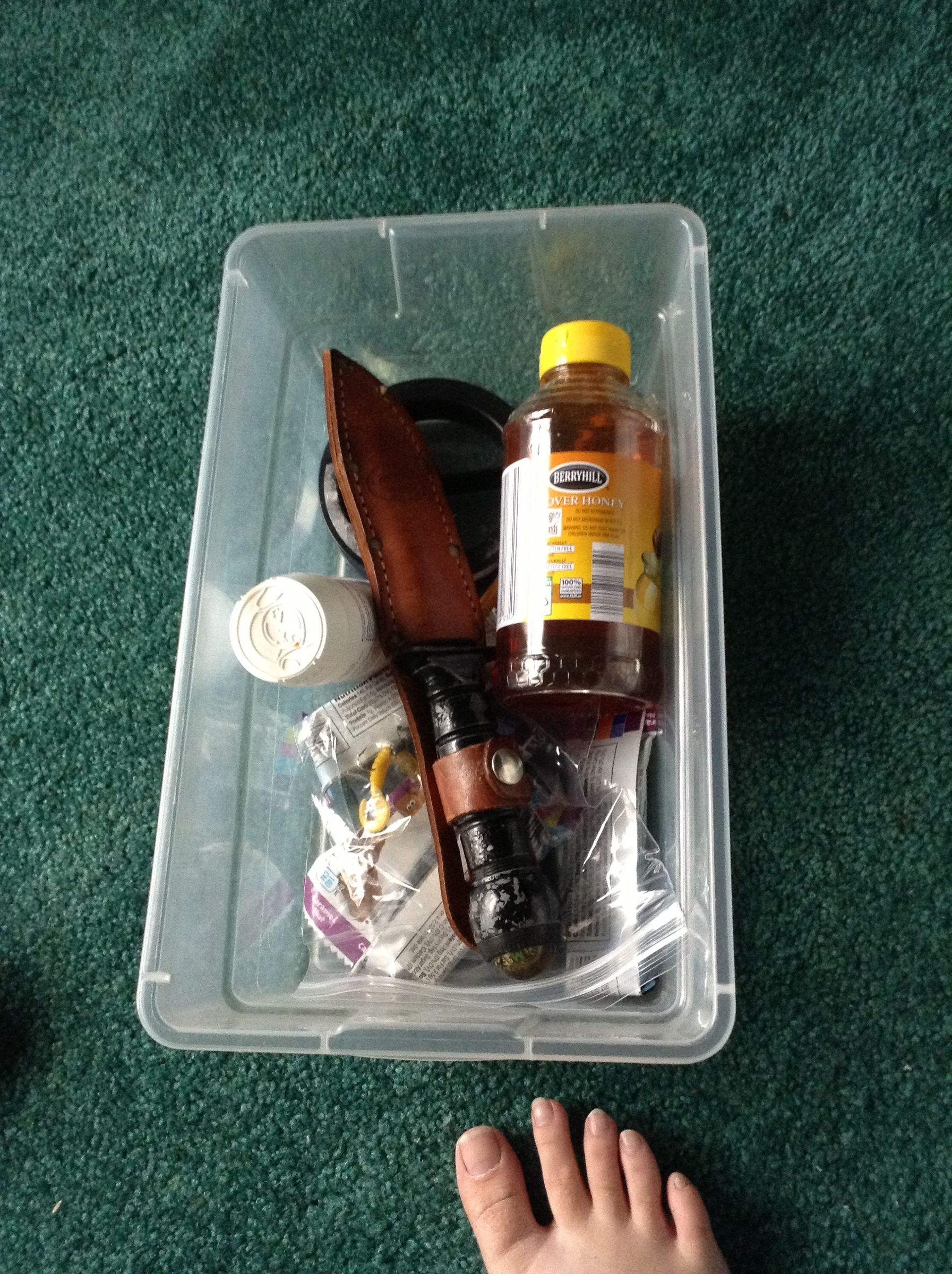 Survival Kit : 11 Steps - Instructables