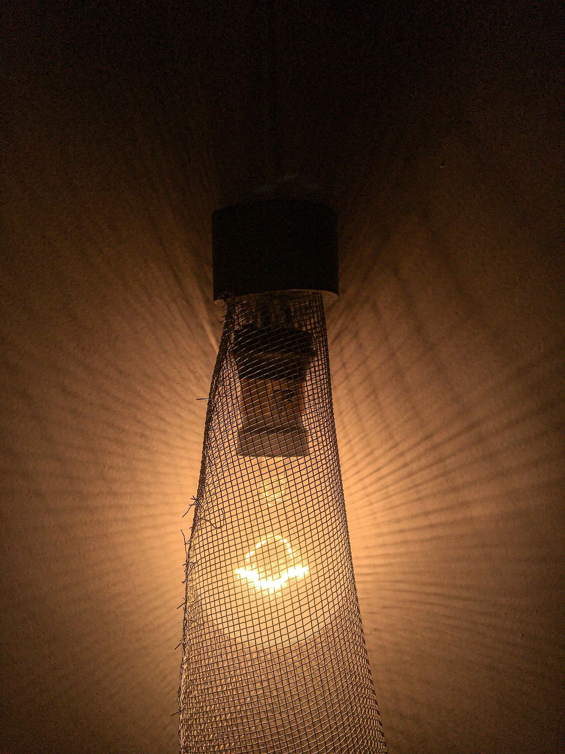 Simple Wire Mesh Lamp : 4 Steps - Instructables