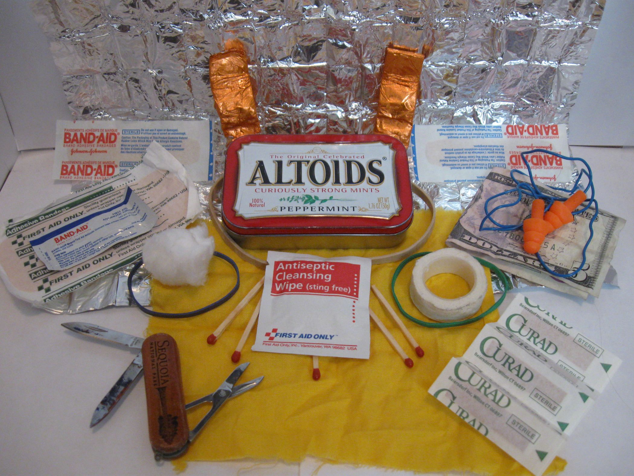 Simple Urban-Outdoor Altoids Survival Kit! : 7 Steps - Instructables