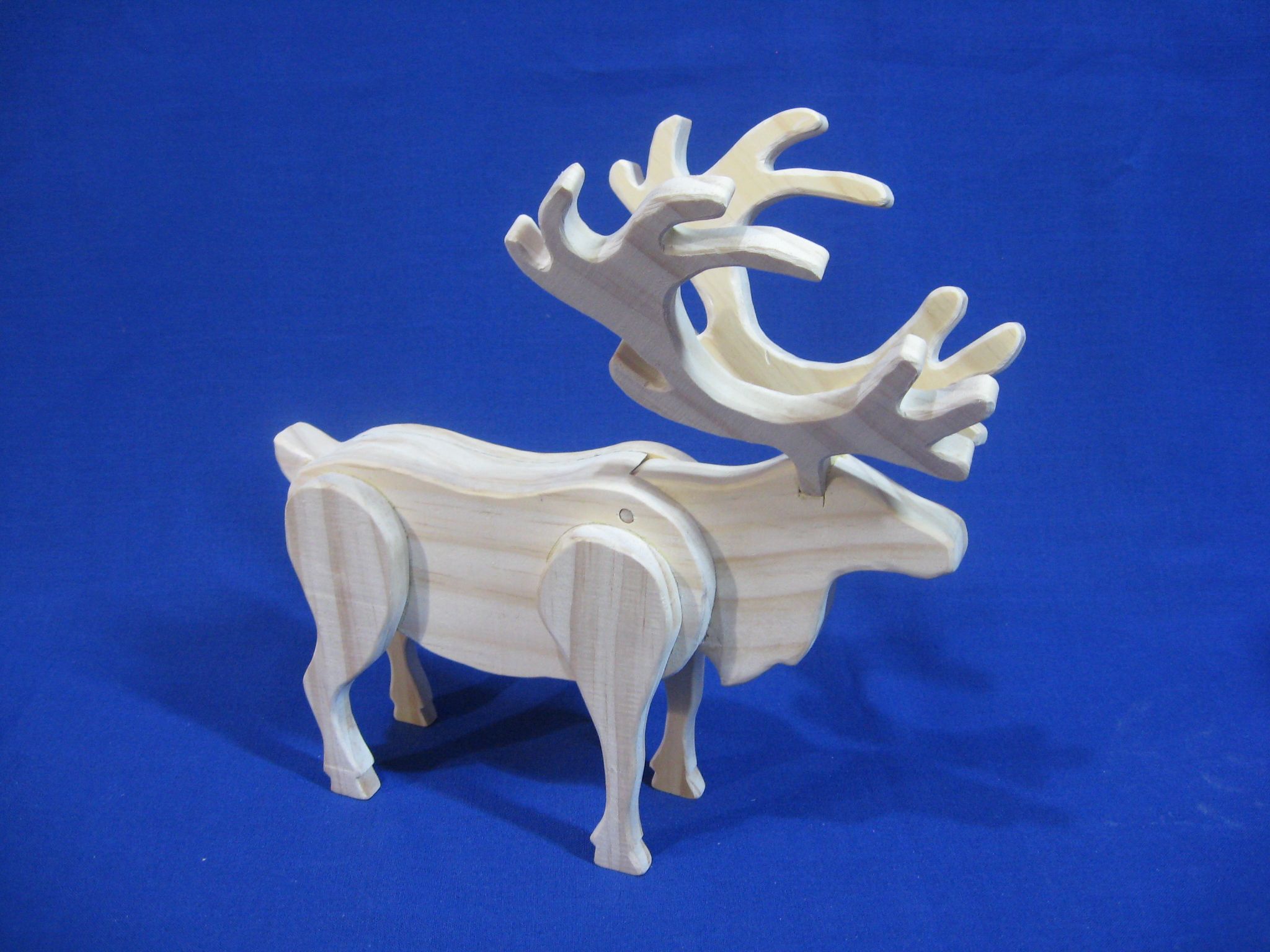 Pooping Reindeer Candy Dispenser : 5 Steps (with Pictures) - Instructables