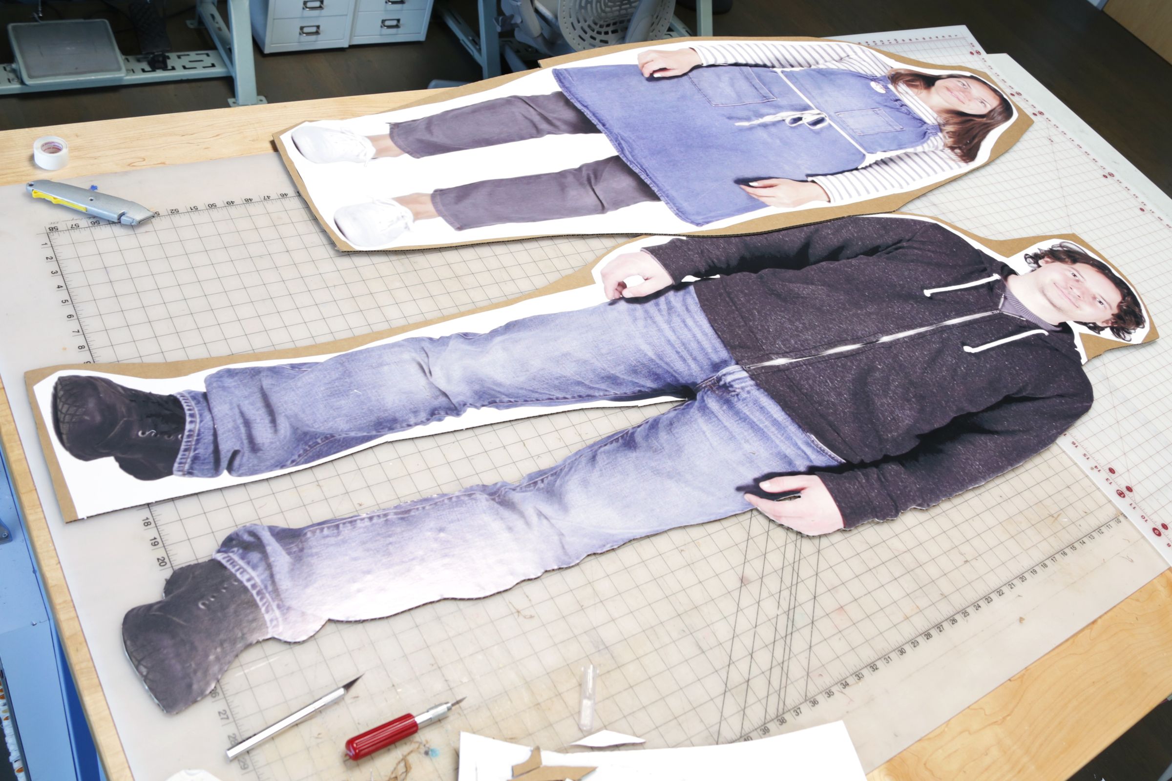 DIY Life-Sized Cardboard Cutout : 11 Steps (with Pictures) - Instructables