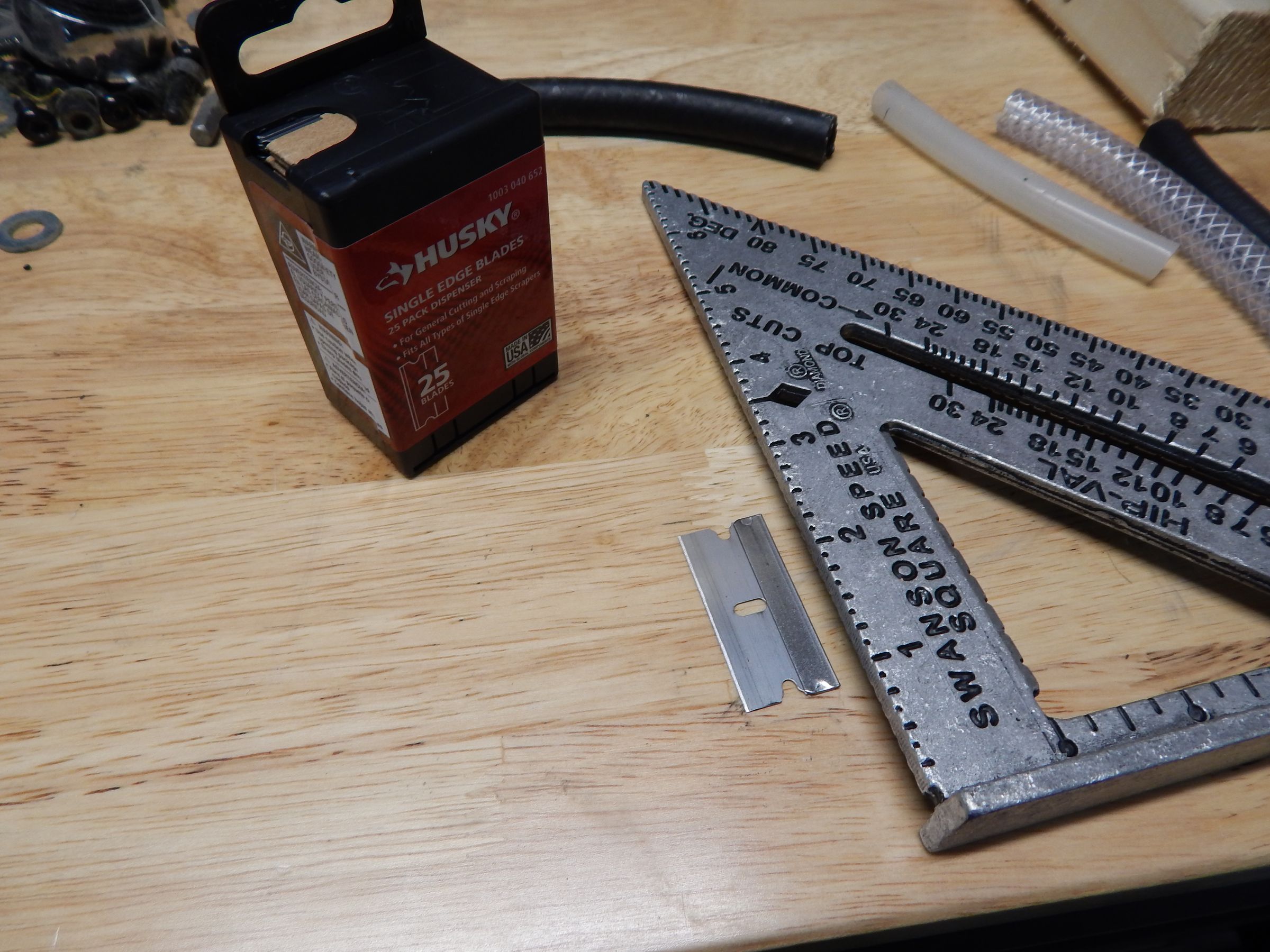 DIY Hose/Tubing(and Wire) Slicer/Splitter : 12 Steps - Instructables