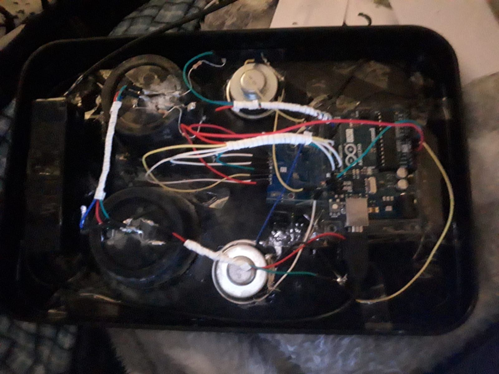 JUKEBOT! (jukebox With RFID Scan, Speakers, Leds and Arduino) : 7 Steps - Instructables