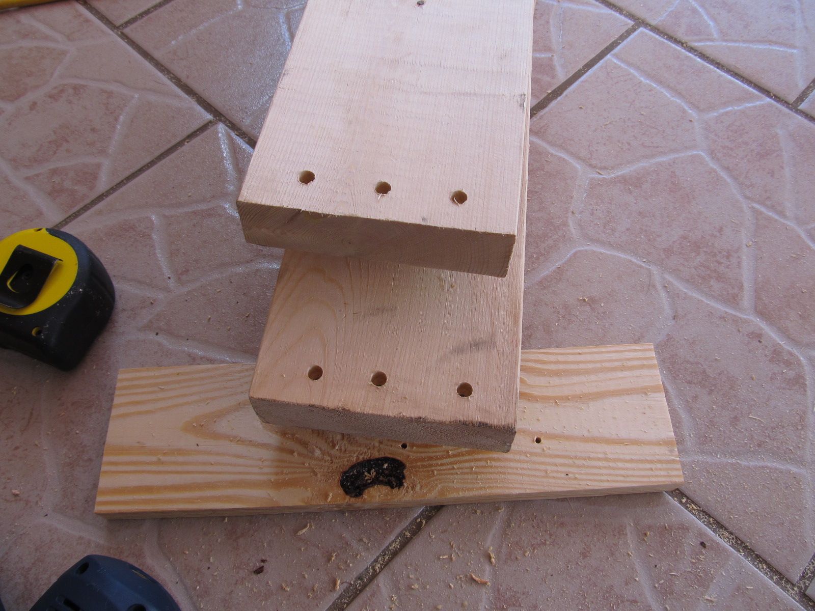 (Re)Building a Bed Foundation : 12 Steps (with Pictures) - Instructables