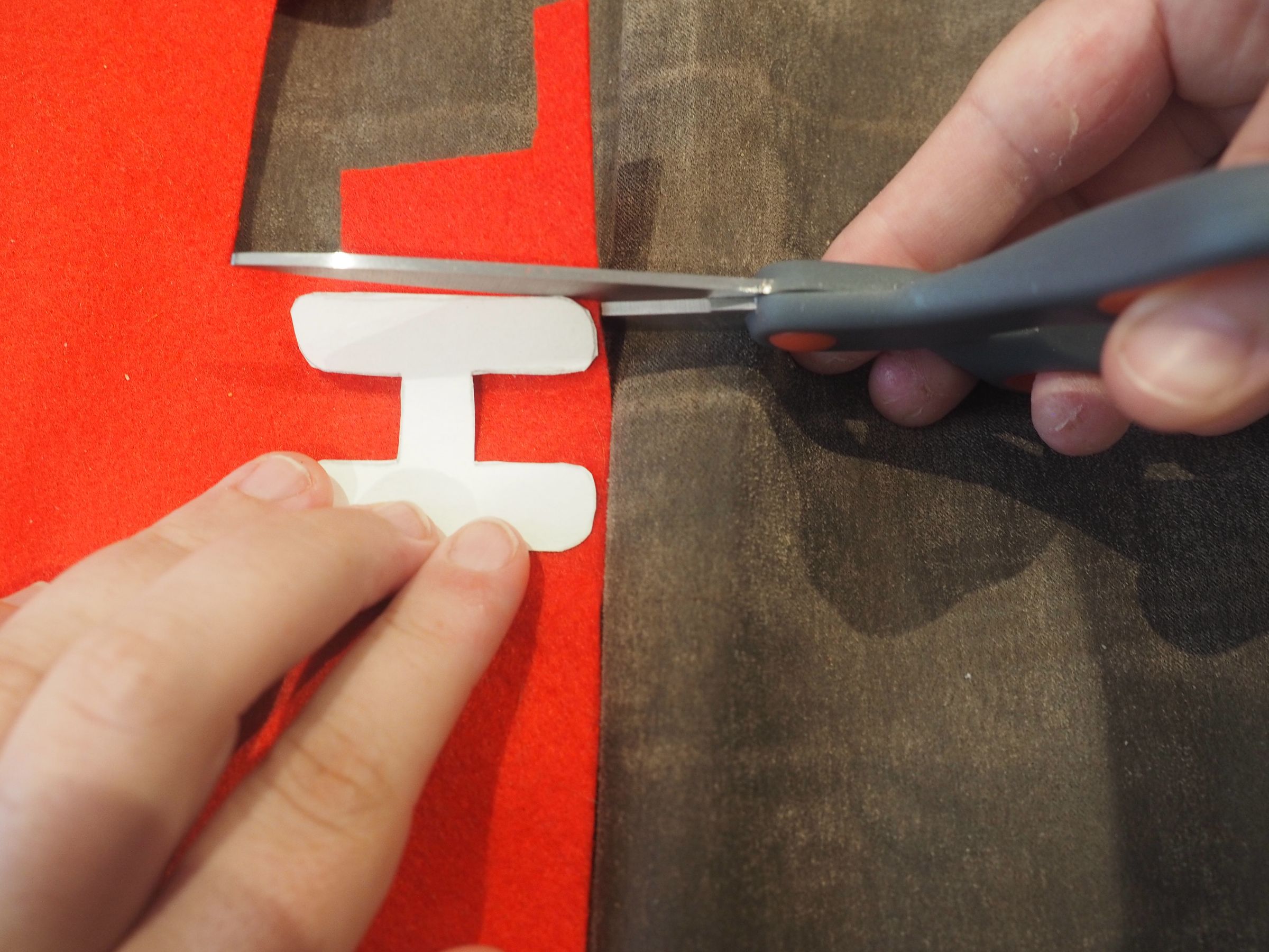 Felt Fridge Magnet Letters : 4 Steps (with Pictures) - Instructables