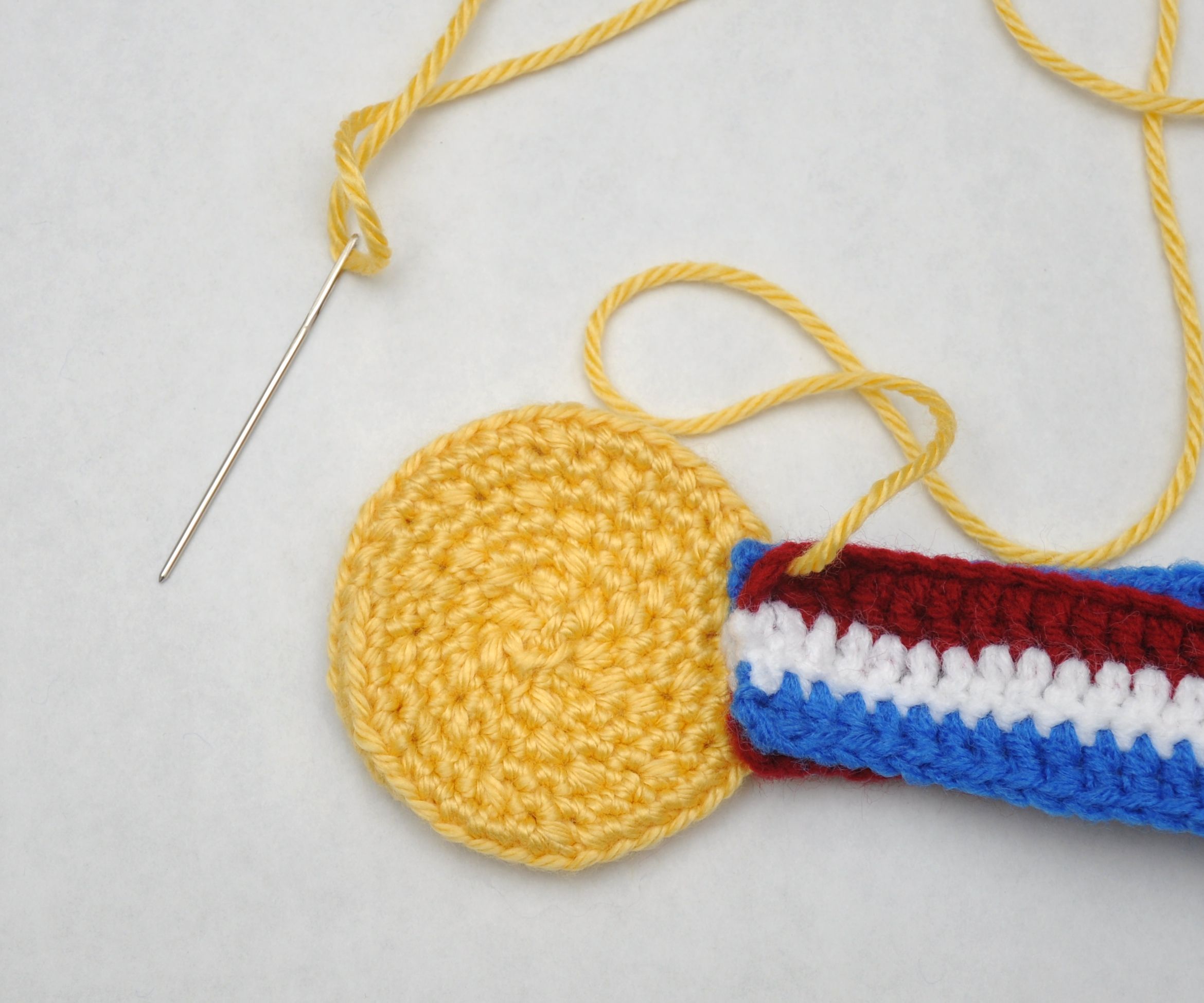 Crochet Medals : 8 Steps (with Pictures) - Instructables