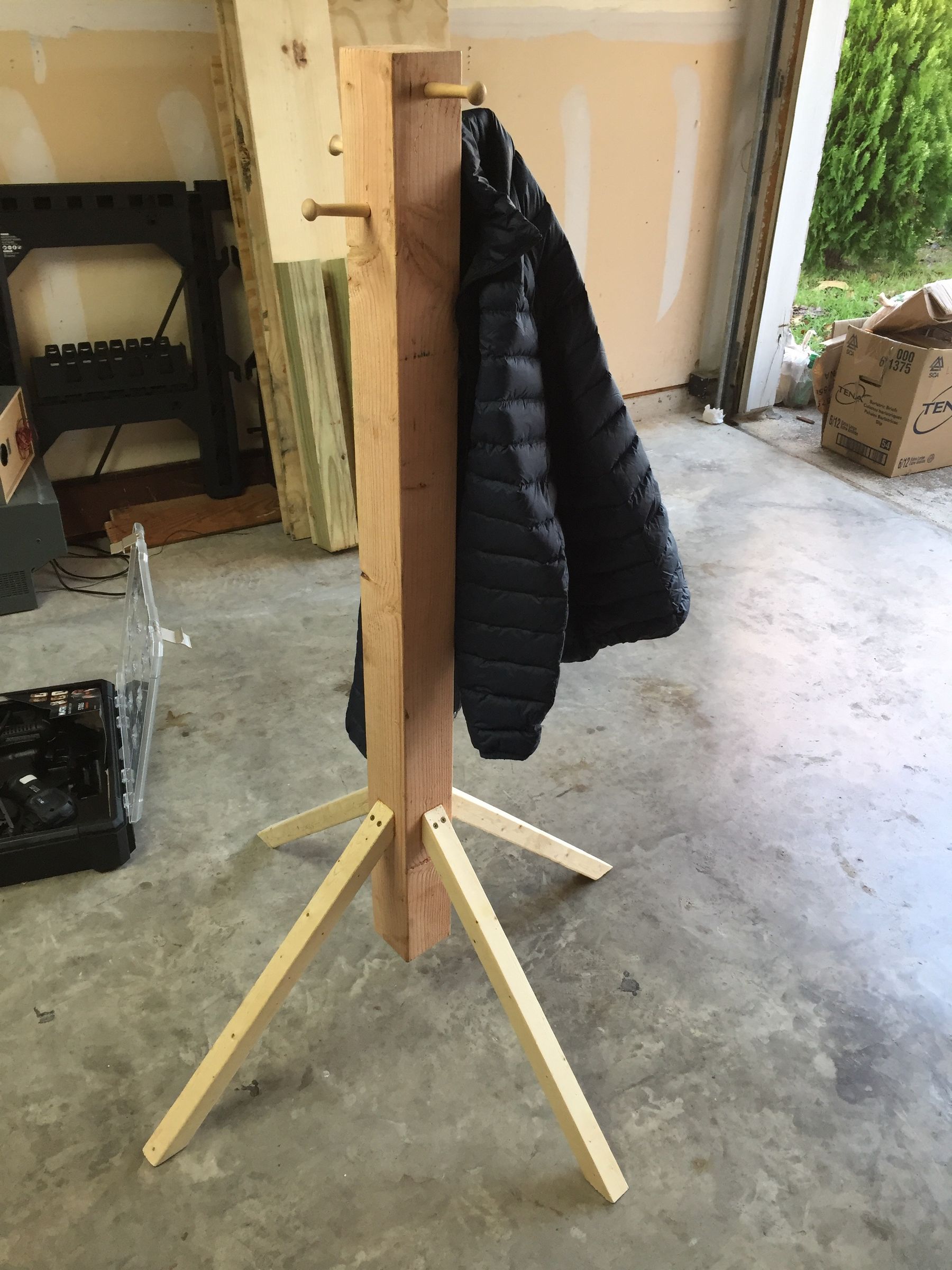 Very Easy Coat Rack - Instructables