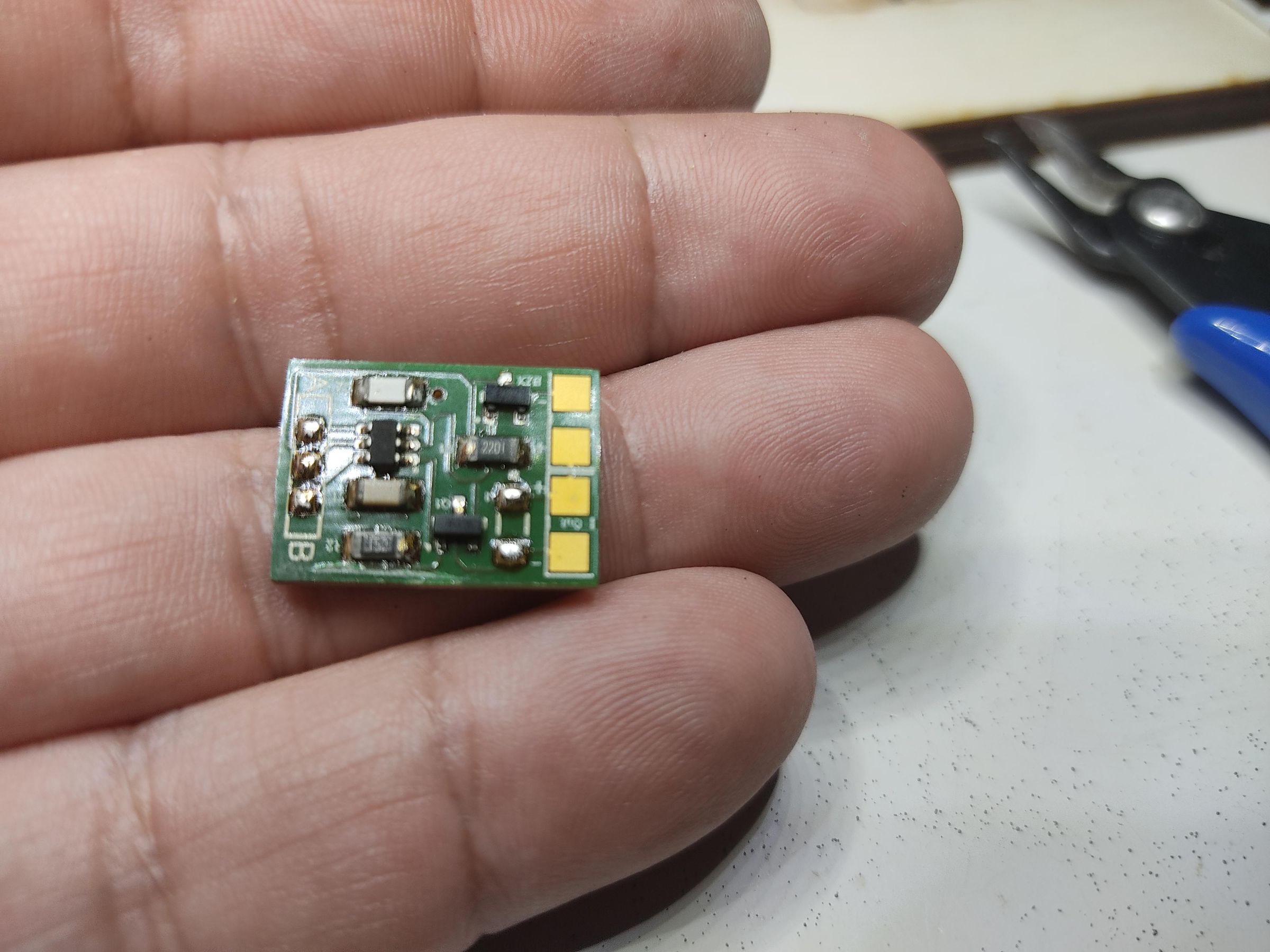 12V Capacitive Touch Switch : 11 Steps (with Pictures) - Instructables