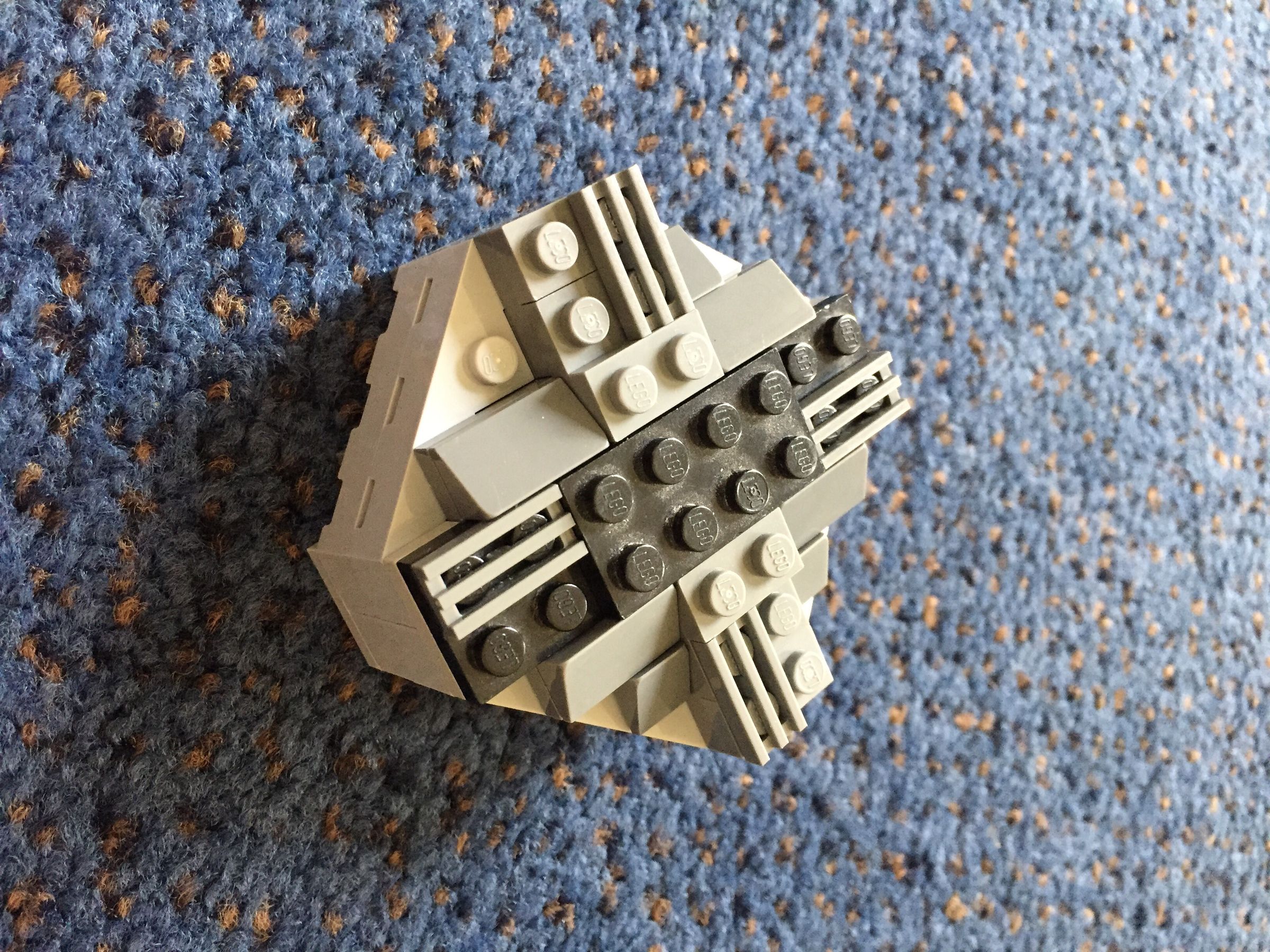Lego Lunar Module : 5 Steps - Instructables