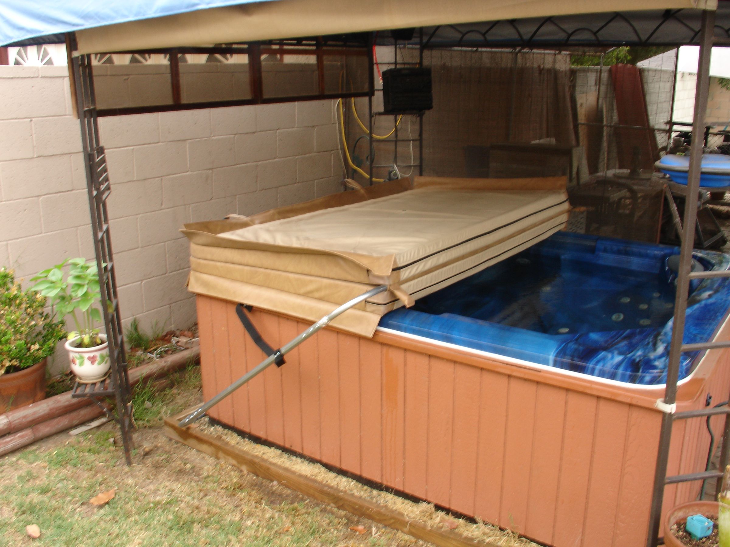 Home Made Spa Cover Lift : 9 Steps (with Pictures) - Instructables