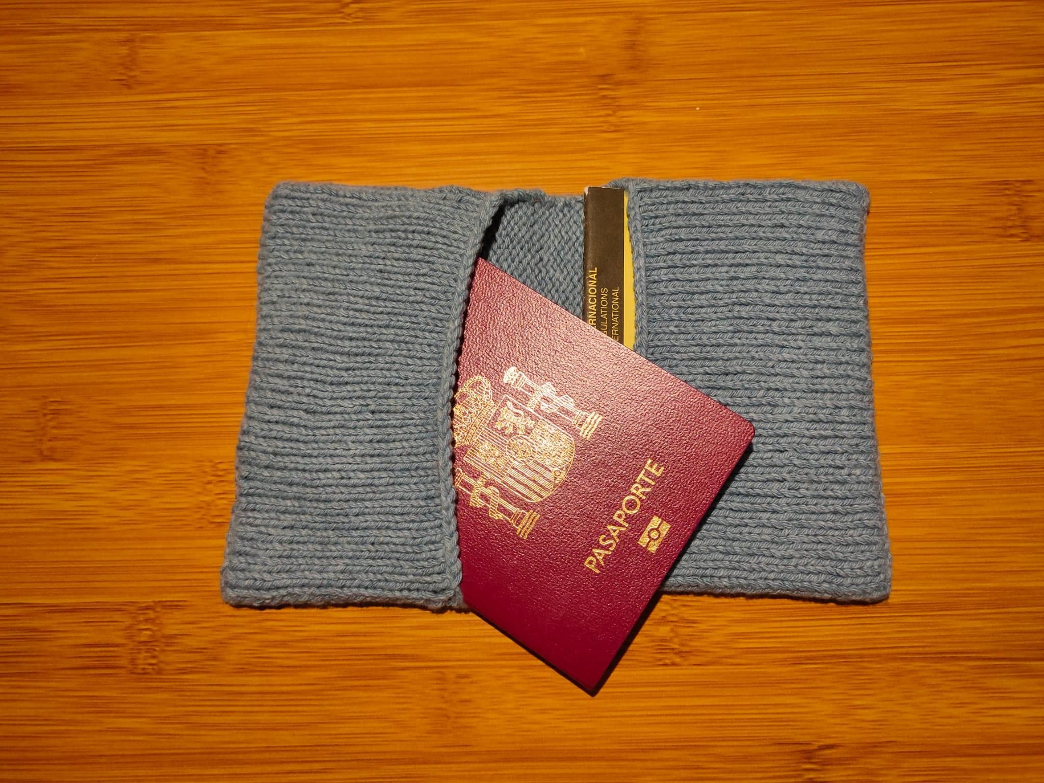 Passport Cover! : 5 Steps (with Pictures) - Instructables