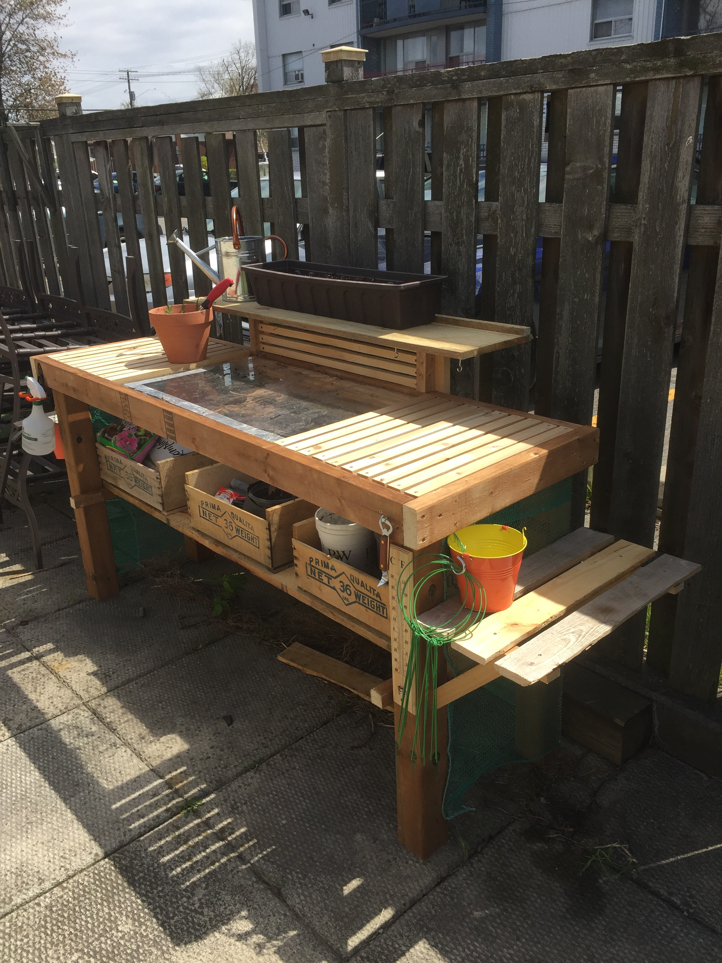 Planting Bench With Protected Growing Station : 3 Steps (with Pictures ...