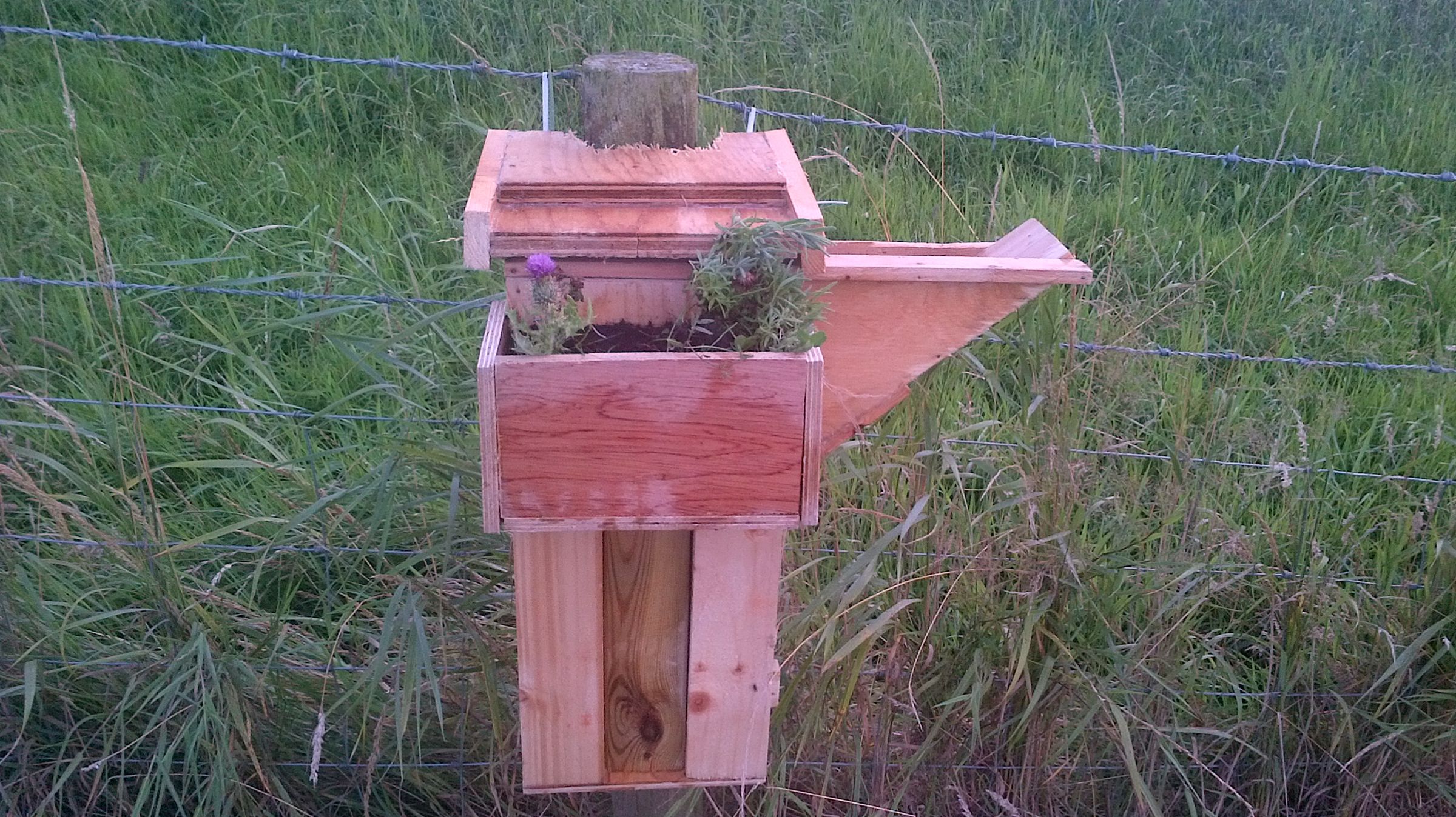 Small Beehive : 6 Steps - Instructables