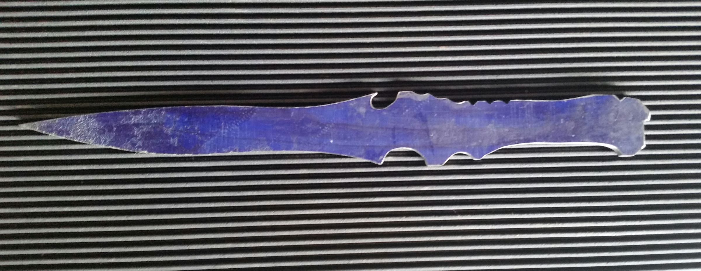 RE4 Krauser Knife : 11 Steps - Instructables