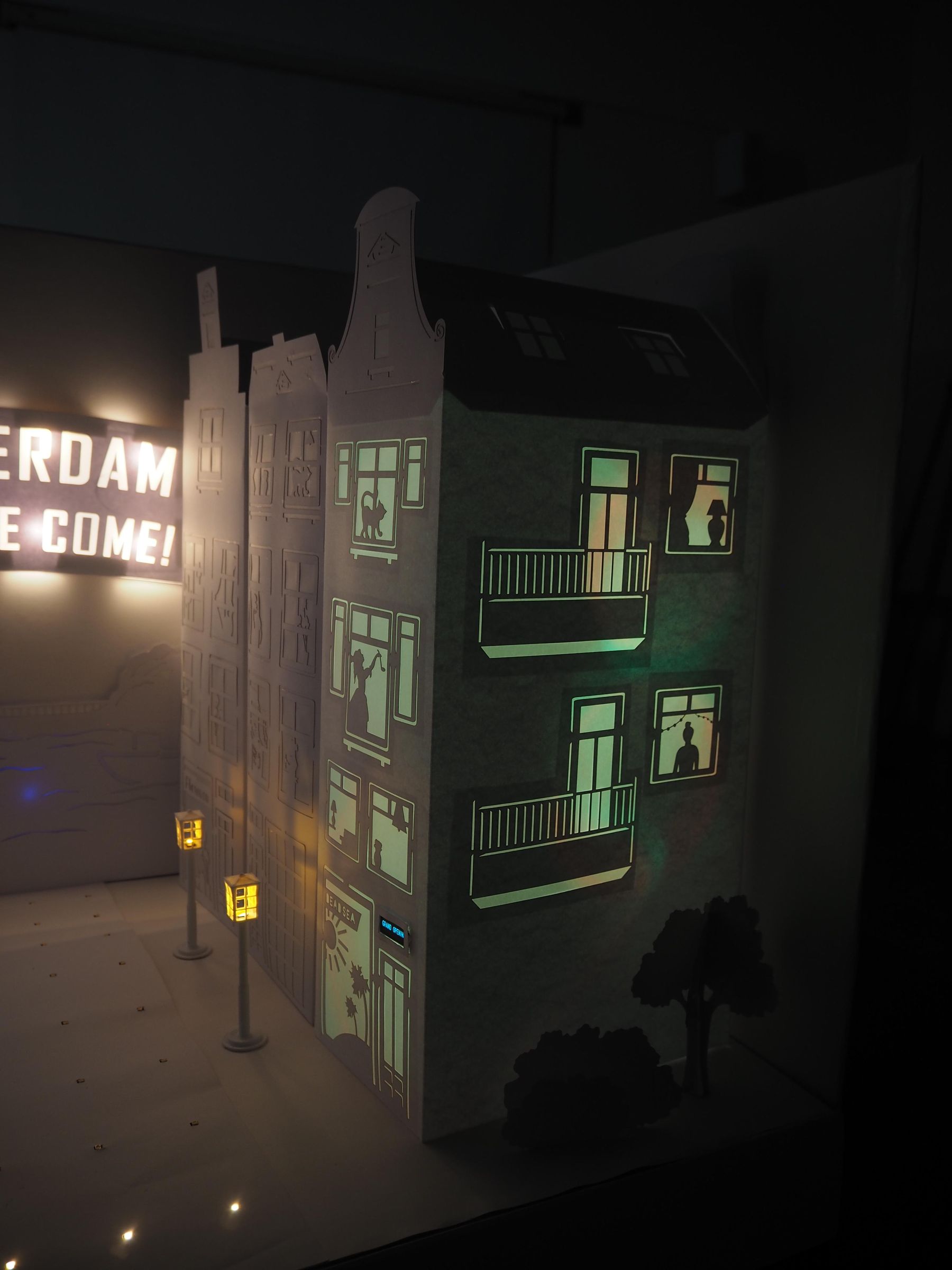 Interactive Window Display : 4 Steps (with Pictures) - Instructables