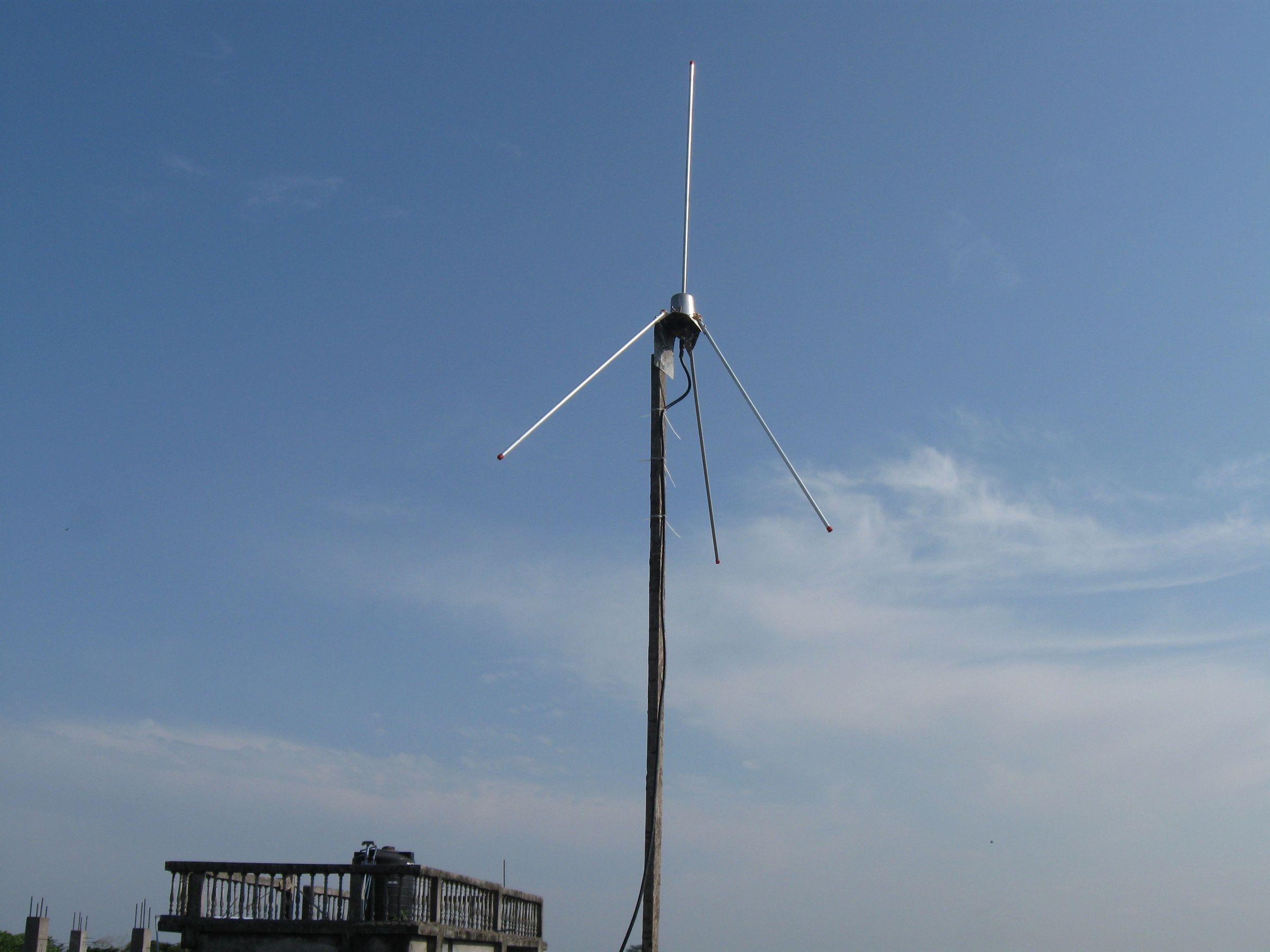 VHF Scanner Antenna : 6 Steps - Instructables