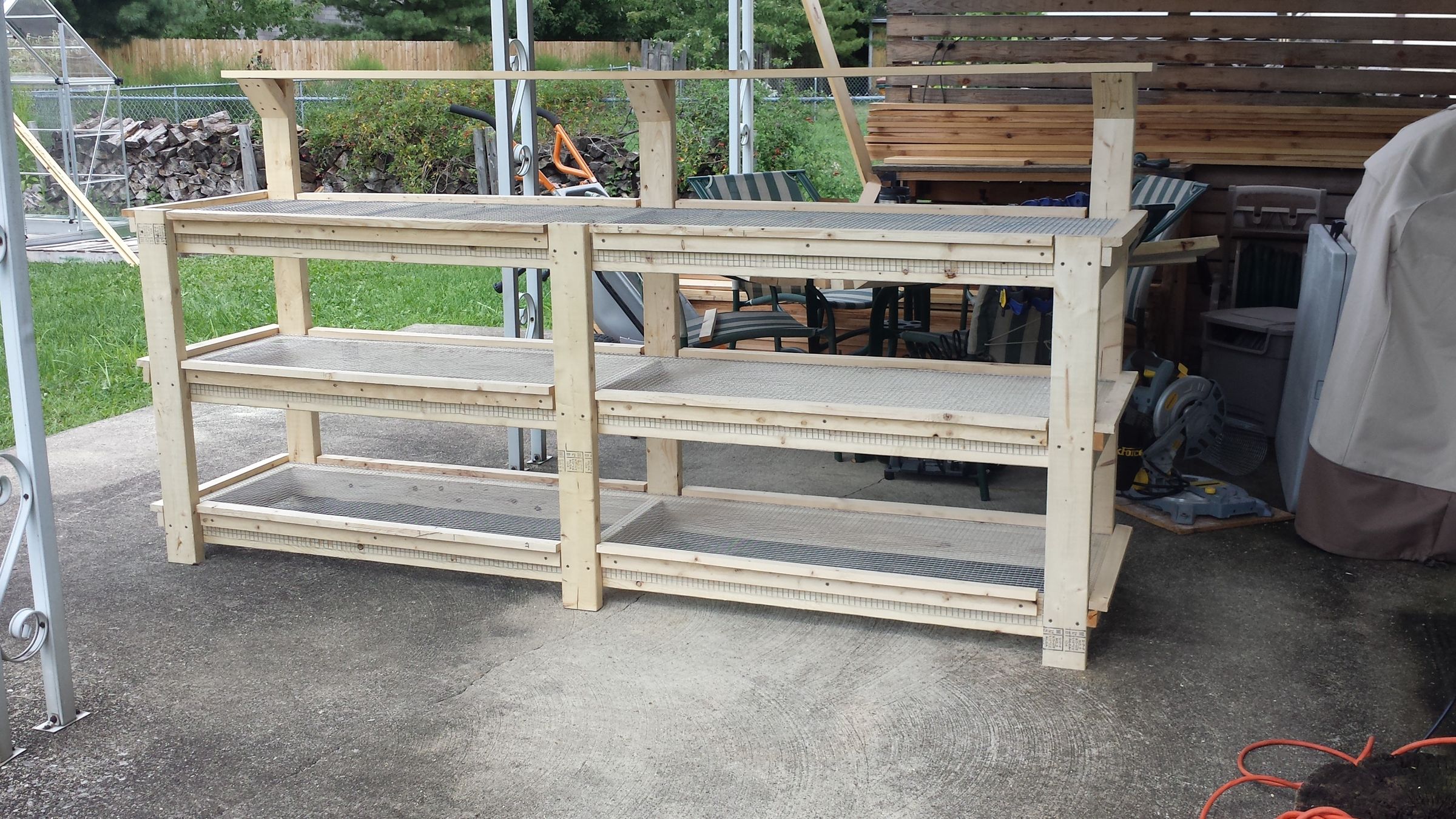 Greenhouse Growing Bench : 12 Steps (with Pictures) - Instructables