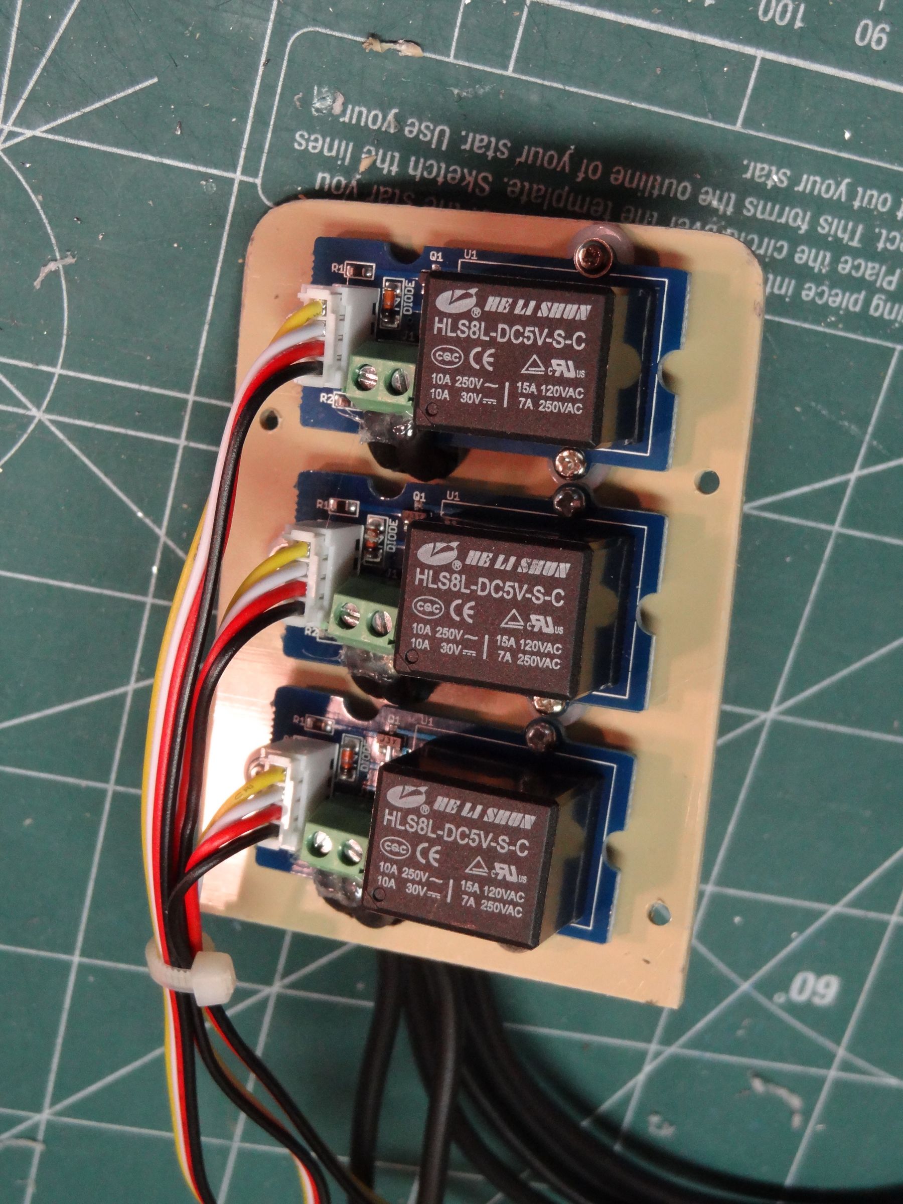 Relay-Controlled Power Strip : 4 Steps - Instructables