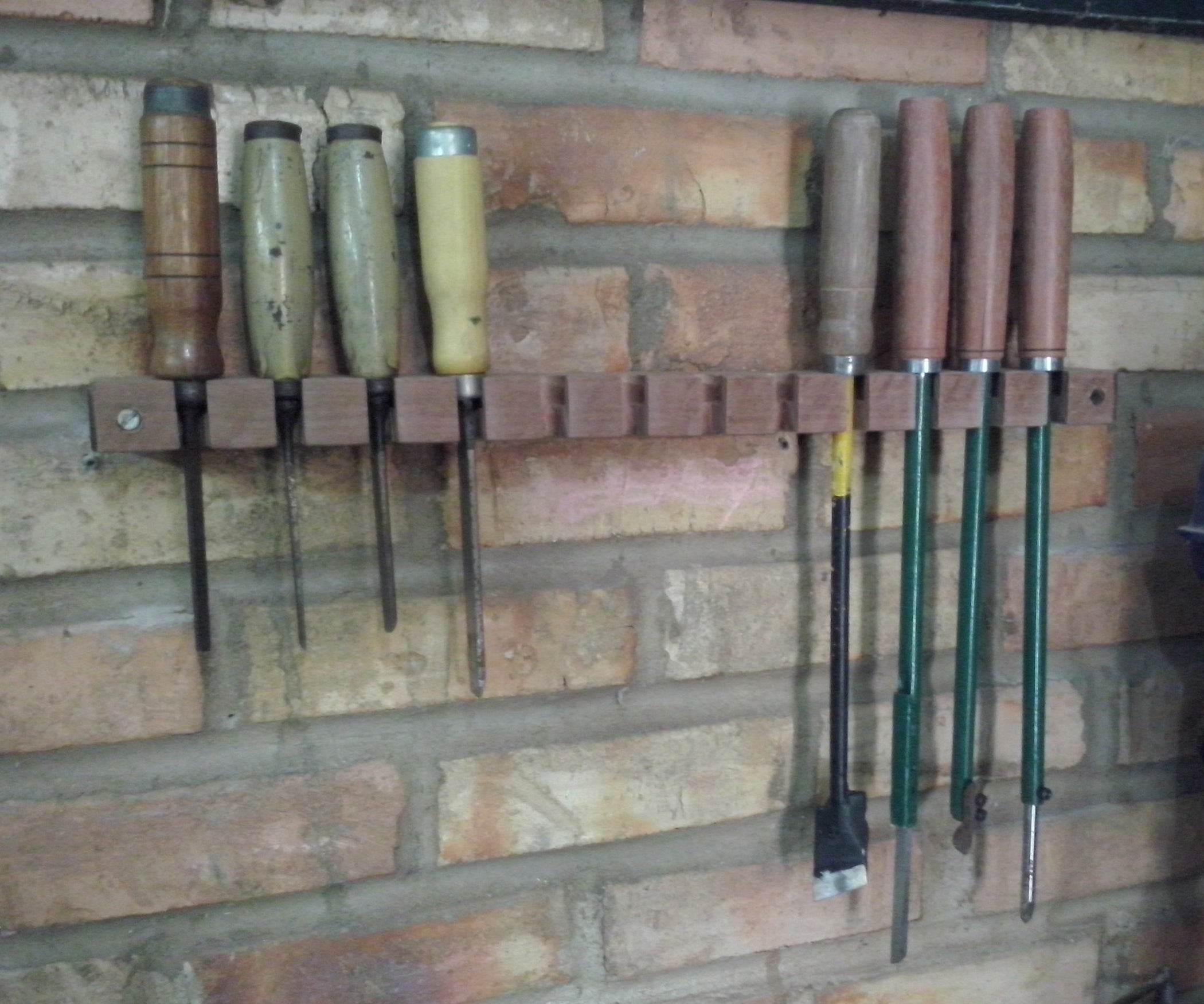 Chisel Rack : 4 Steps - Instructables