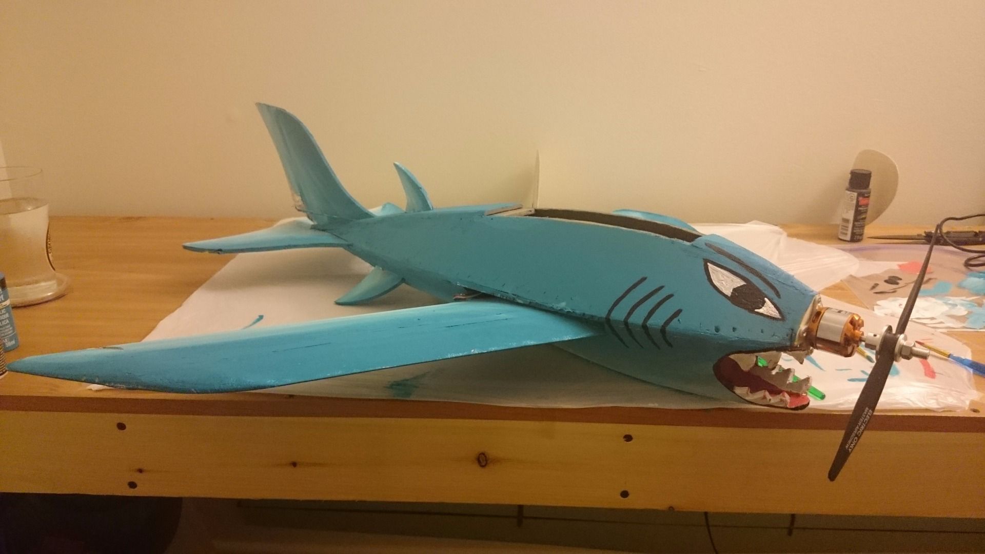 RC Airplane: Shark Style! : 23 Steps (with Pictures) - Instructables