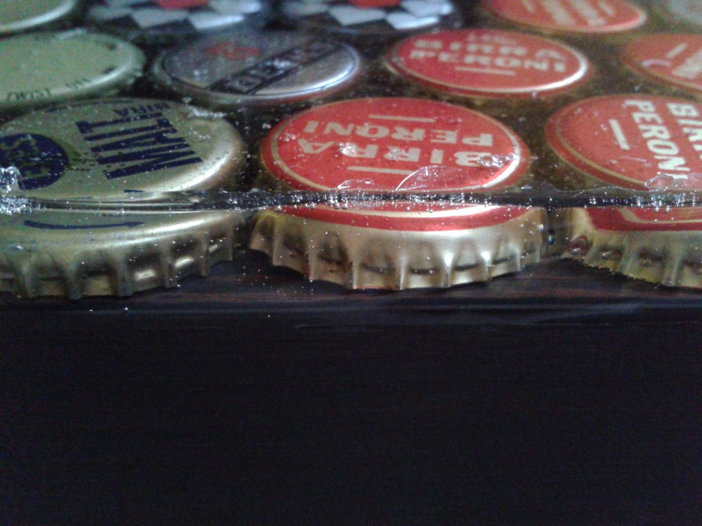 Beer Caps Table Top : 10 Steps (with Pictures) - Instructables
