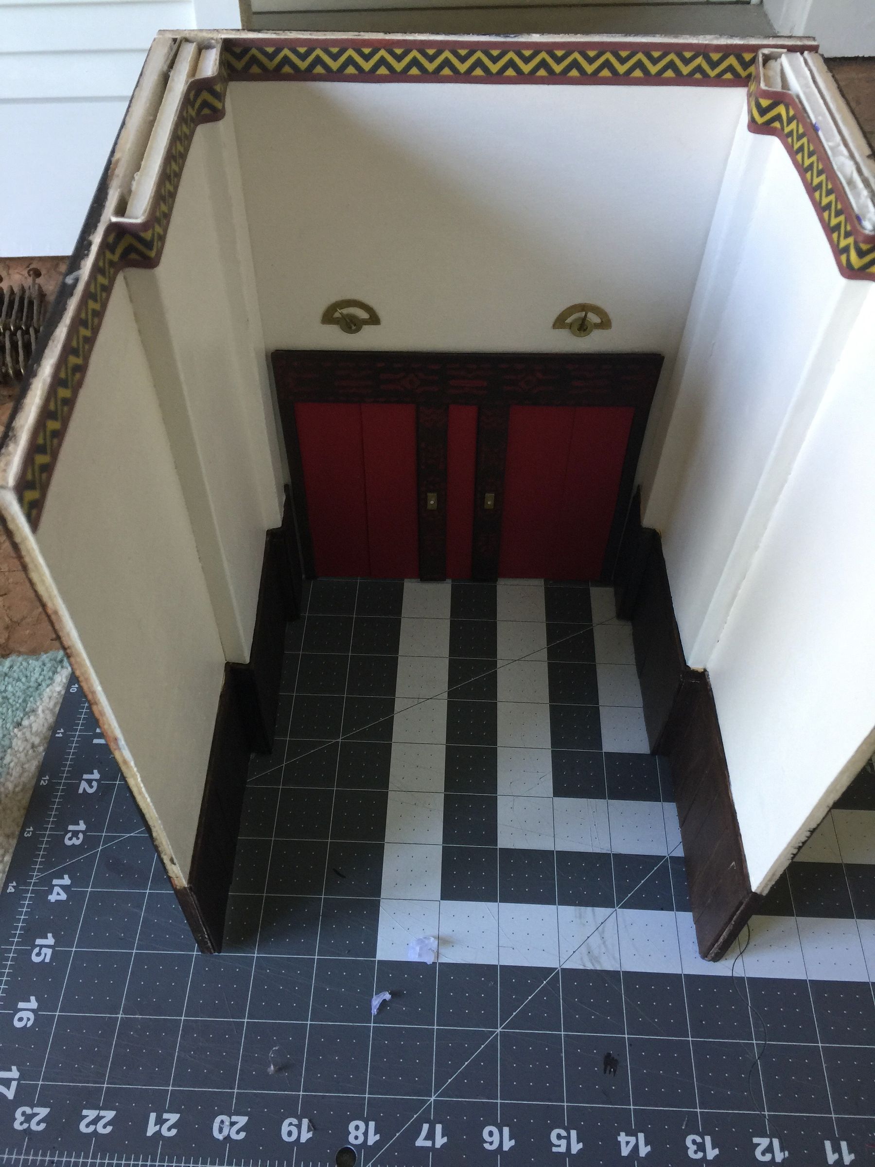 Book Nook Insert Epoxy Blood Elevator From the Shining : 8 Steps (with ...