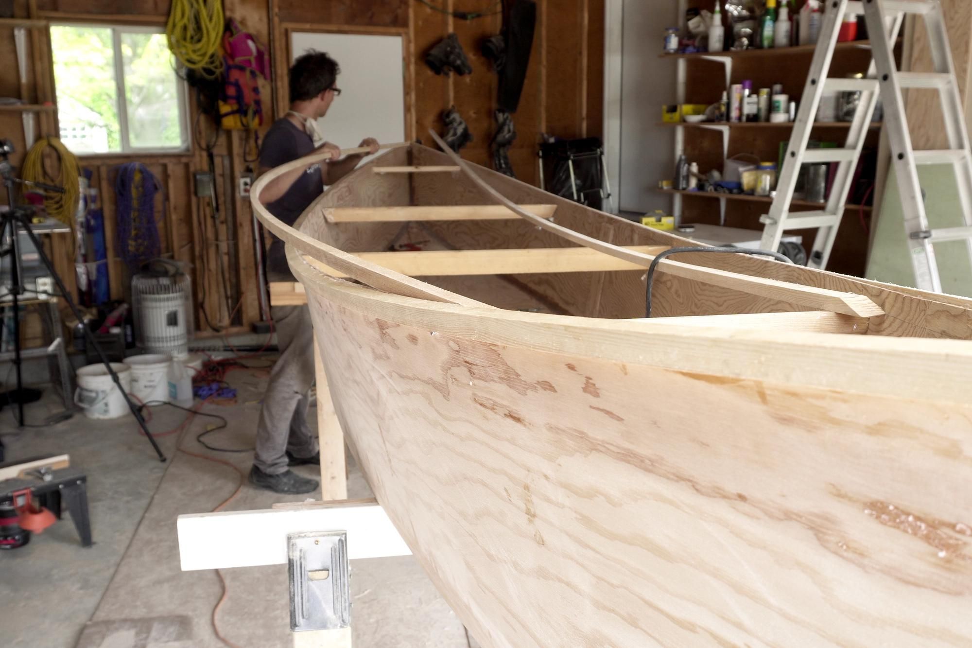 "Quick" Canoe Made From Plywood : 37 Steps (with Pictures) - Instructables