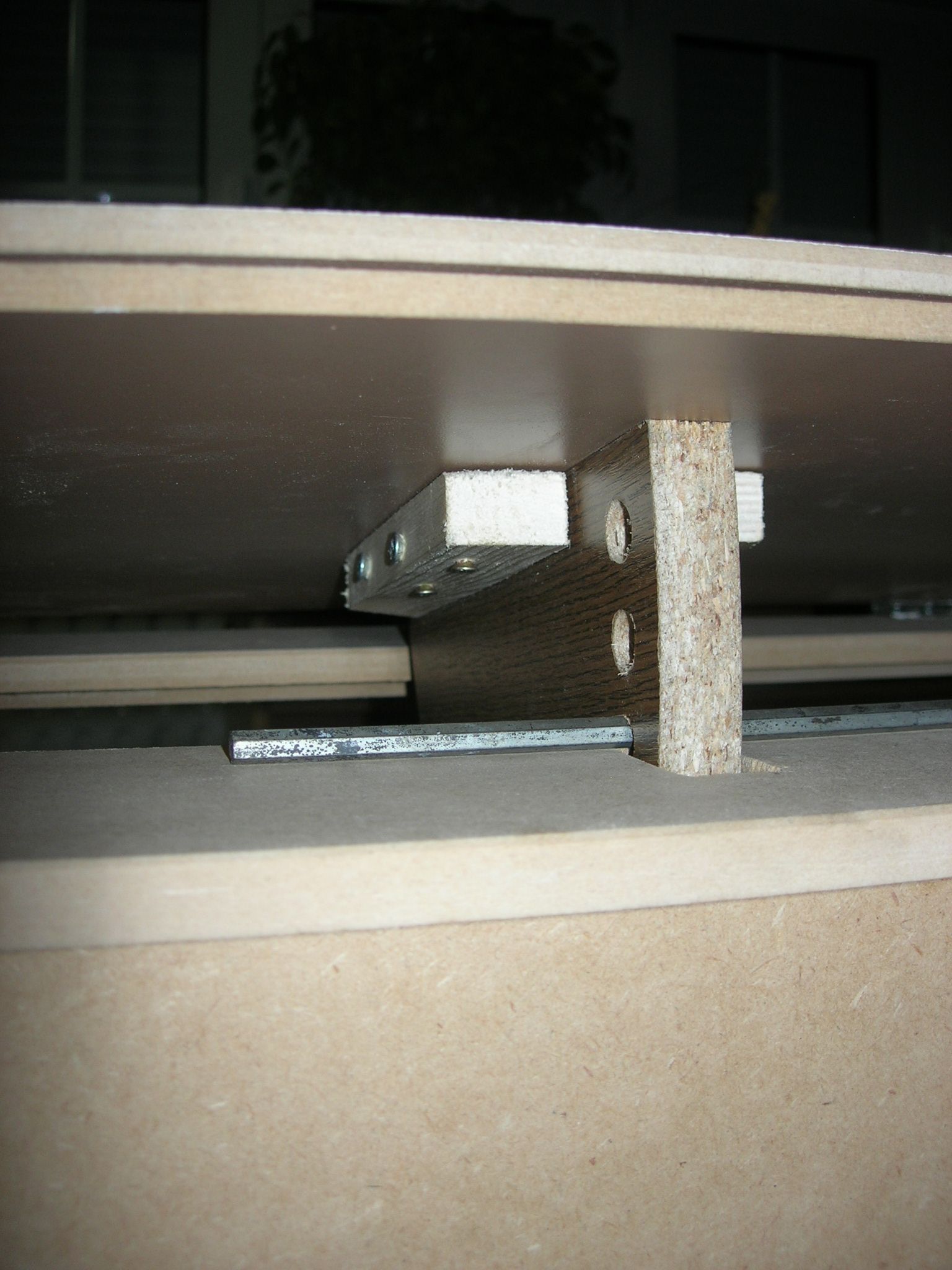 Adjustable Drafting Table With Basic Tools and Materials : 4 Steps ...