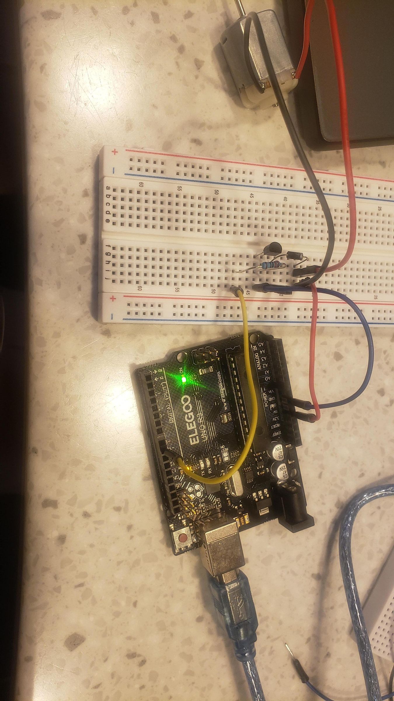 Linear Actuator for IDC 2 : 3 Steps - Instructables