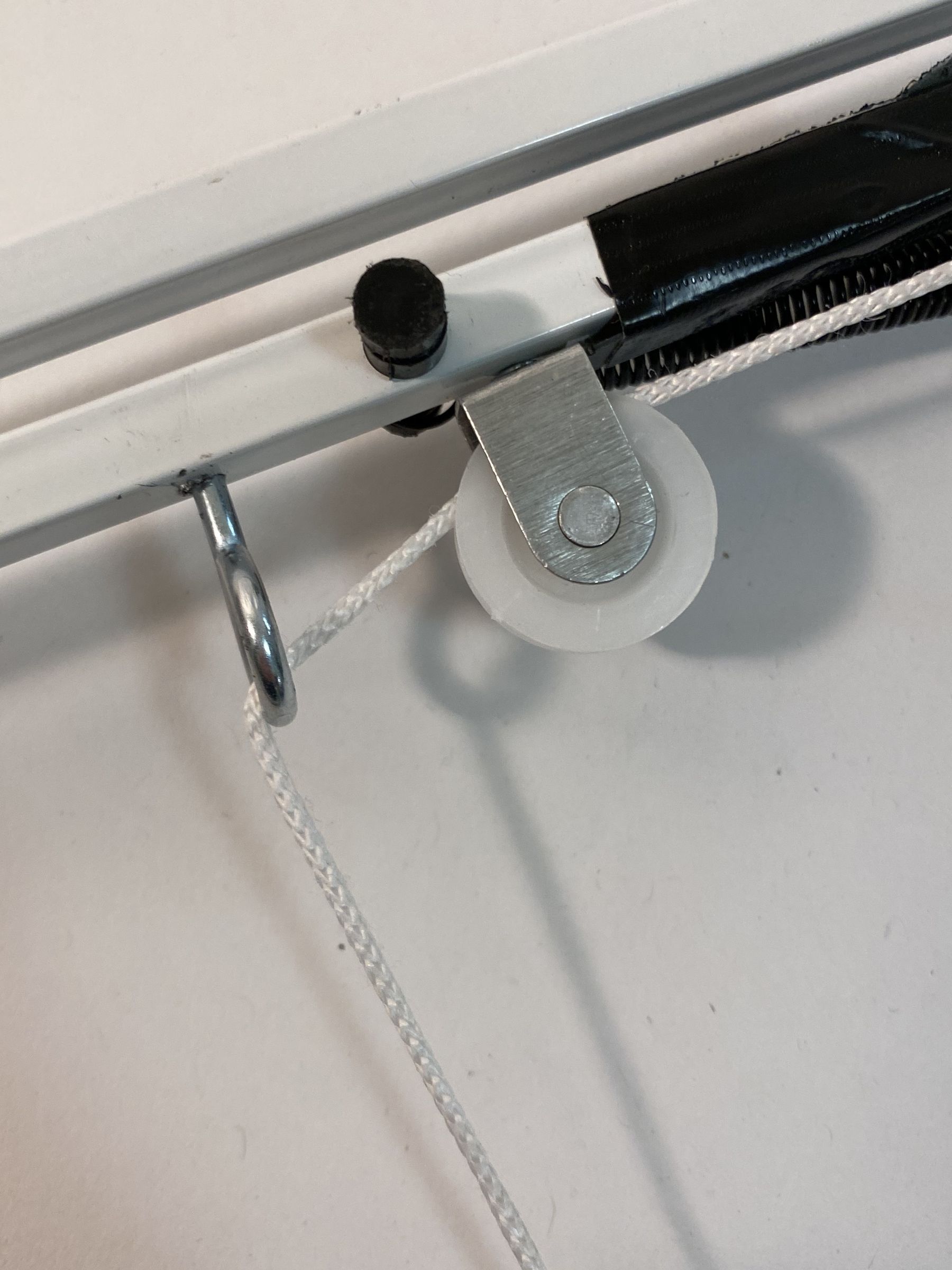 Pulley-Powered, Robotic Swing Arm Lamp : 6 Steps - Instructables