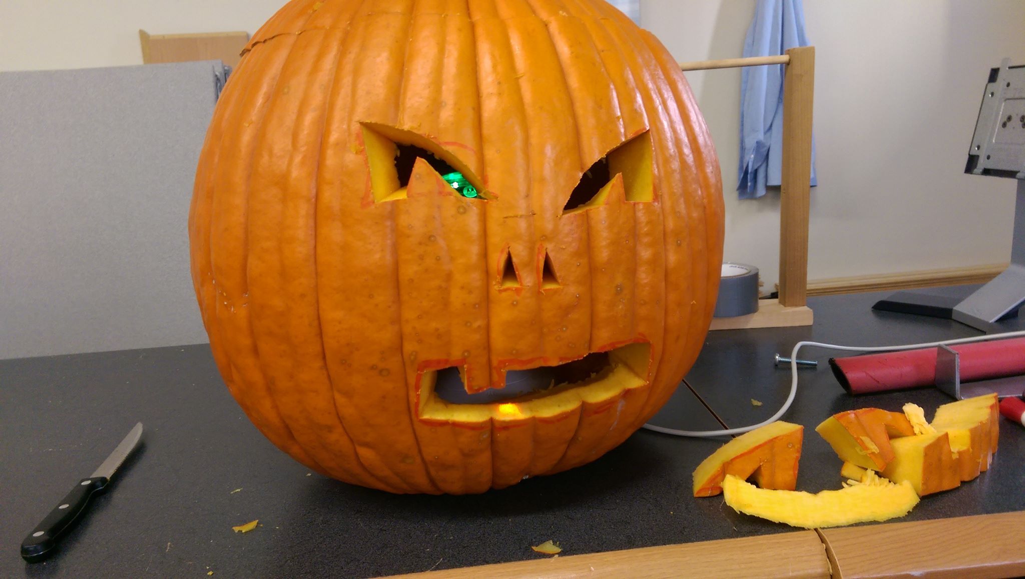 Jack-O-Scanner (Pumpkin Barcode Scanner) : 5 Steps - Instructables