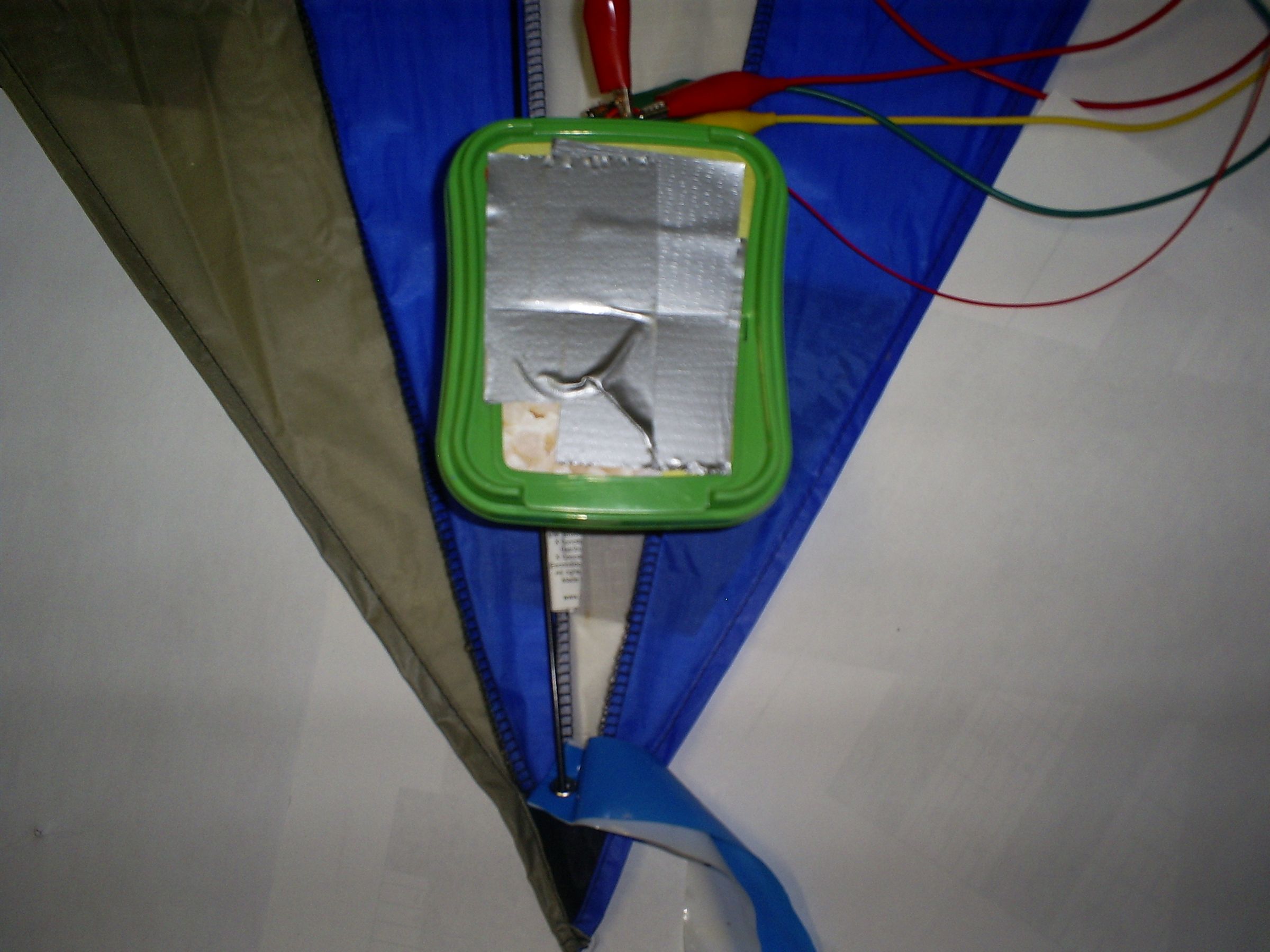 Make a Powered Kite : 5 Steps - Instructables