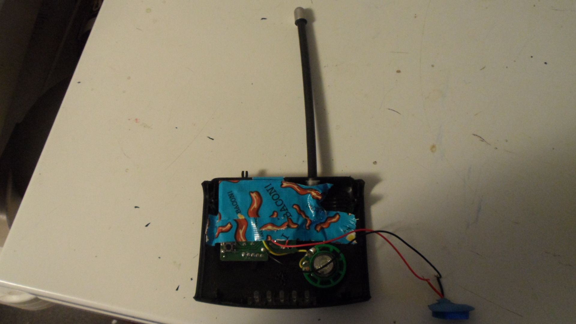 Cheap and Easy Intercom : 6 Steps - Instructables