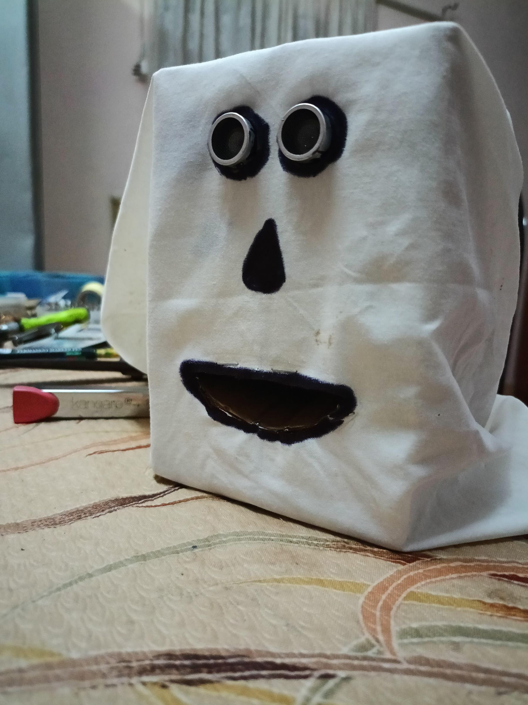 DIY Automated Halloween Candy Vending Machine : 7 Steps - Instructables