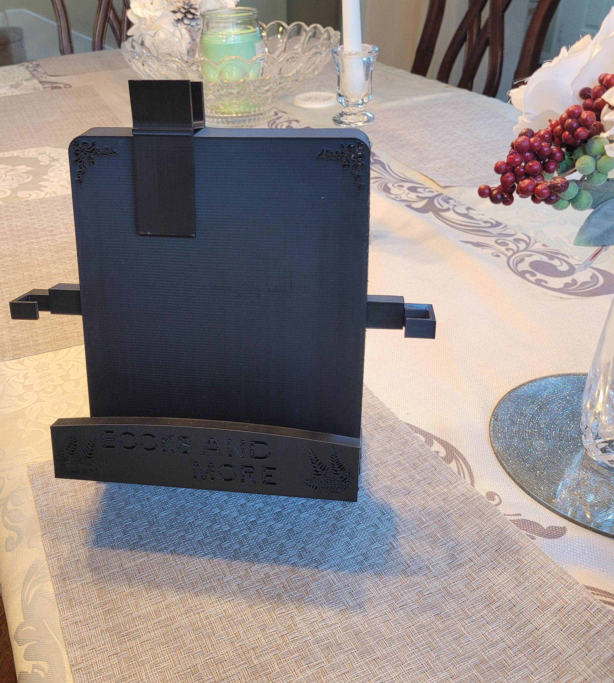 Multi-Use Books and More Stand : 9 Steps (with Pictures) - Instructables