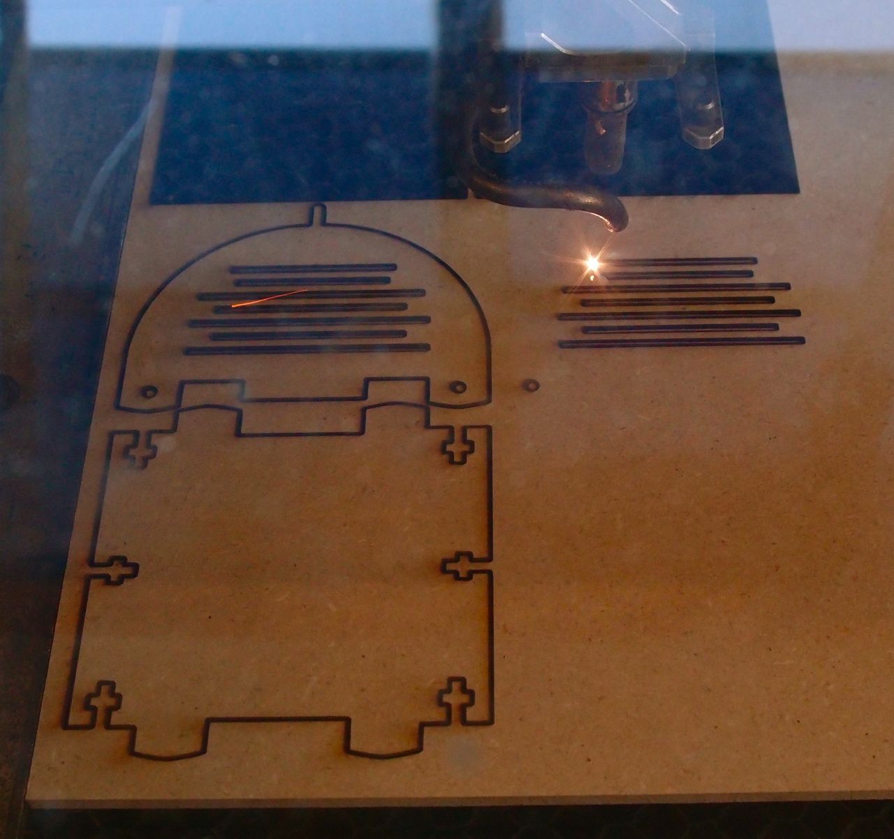 Laser Cut Enclosure With Living Hinge Lid : 7 Steps (with Pictures ...