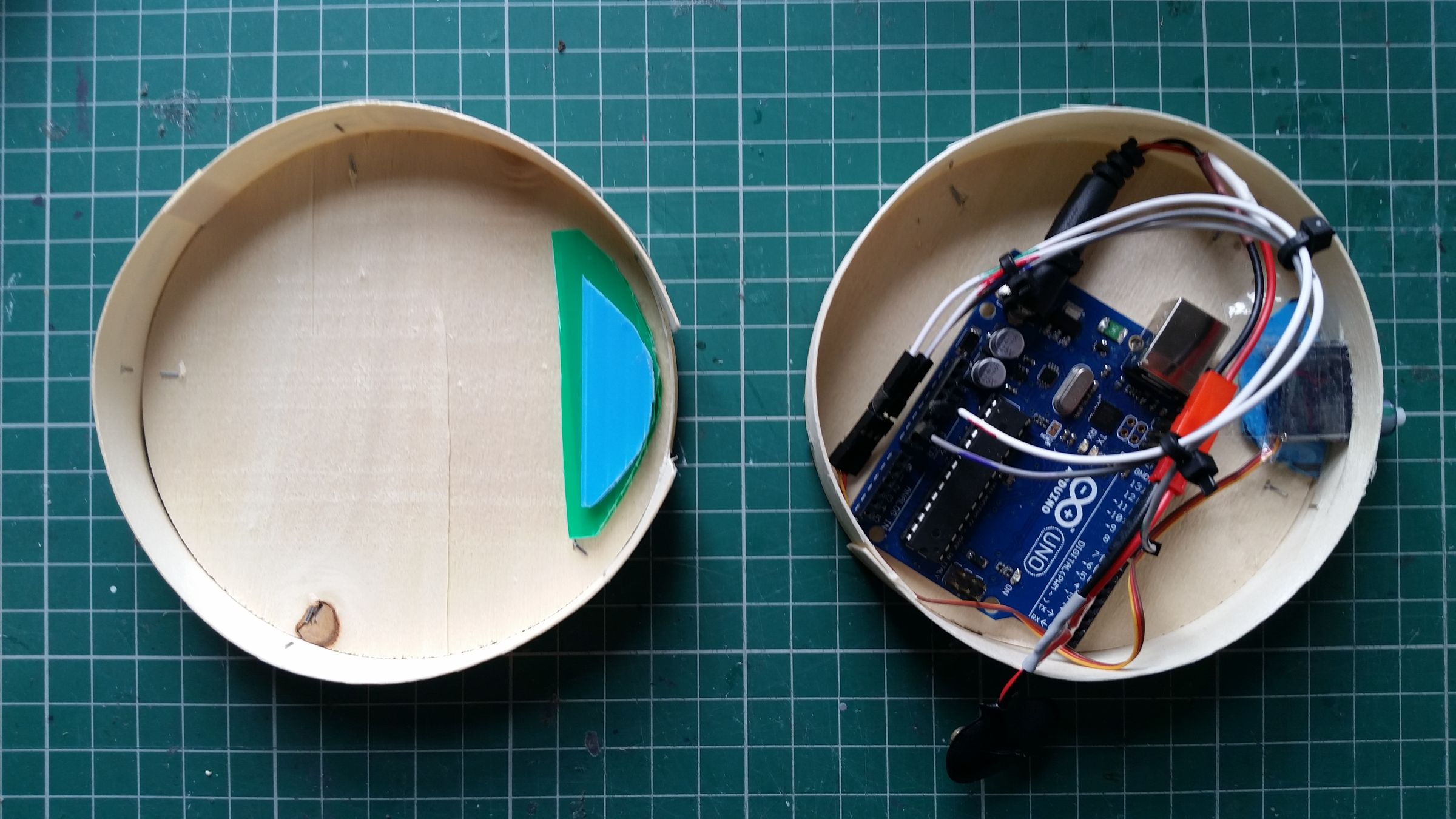 Automatic Fish Feeder Powered by Arduino Uno : 6 Steps - Instructables