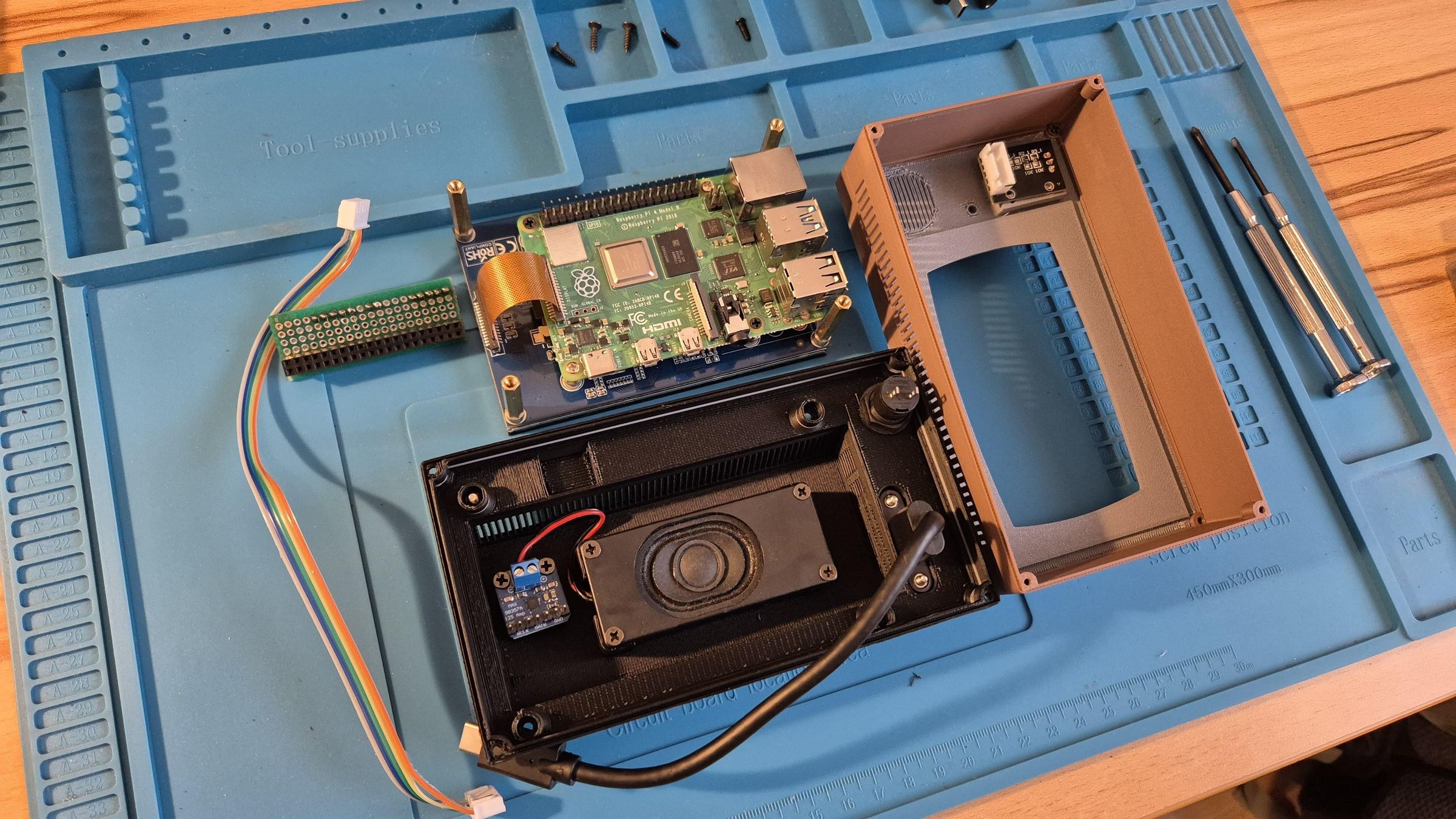 Build Your Own Retro TV With Raspberry Pi (Offline Zapping Machine!) : 14 Steps (with Pictures ...