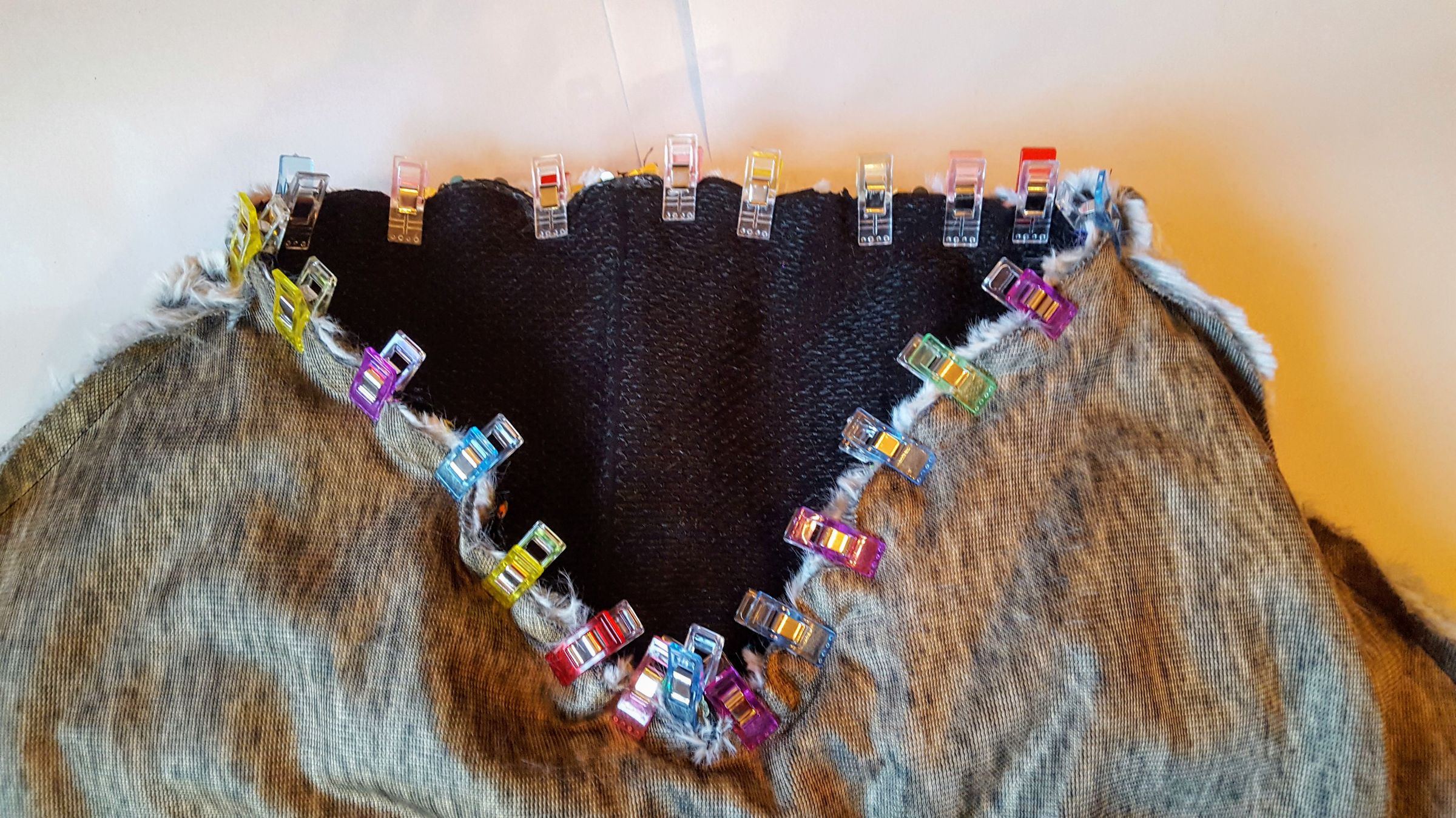 Flip Sequin Poncho! : 5 Steps (with Pictures) - Instructables